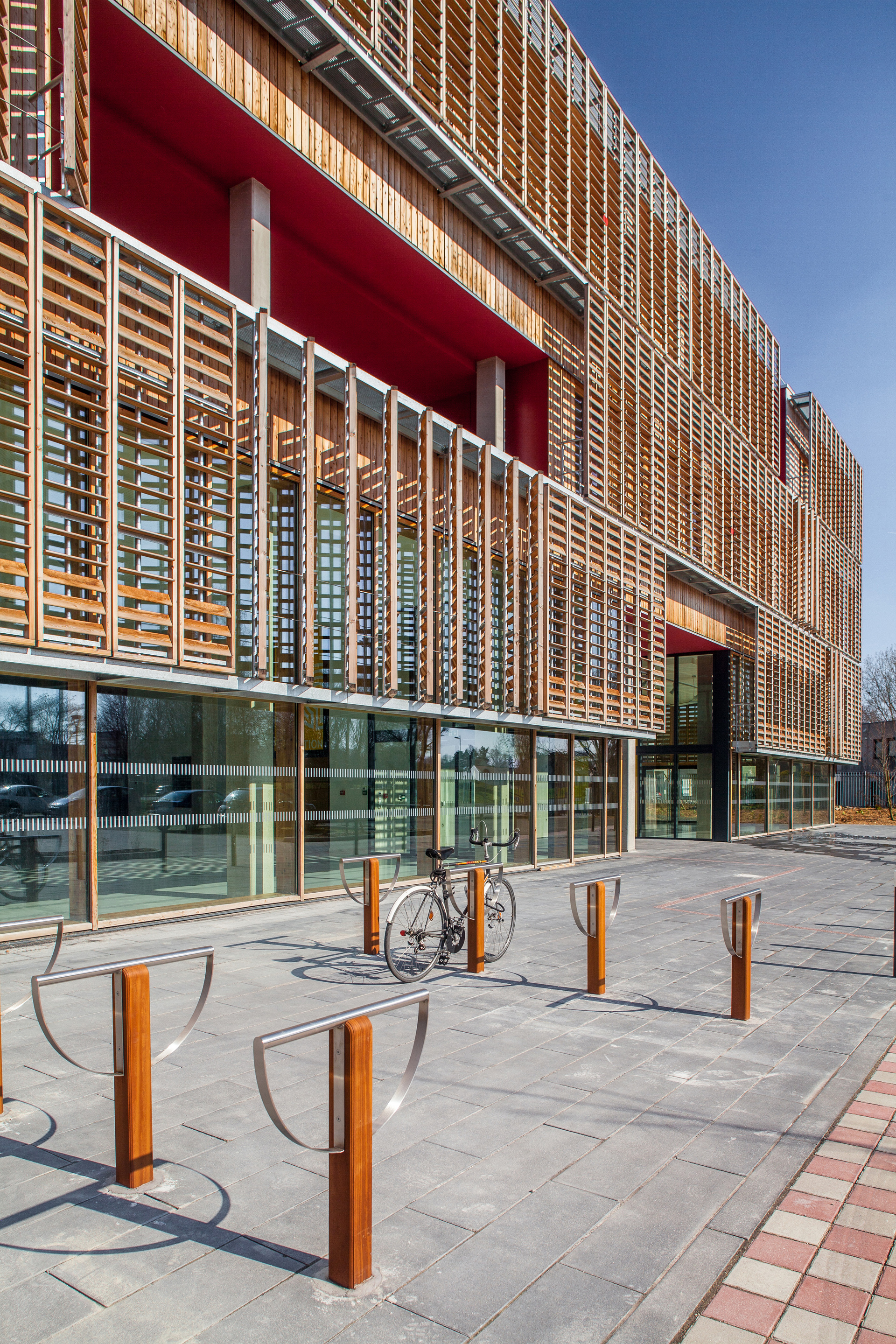 Université de Technologie de Compiègne (UTC) by Ameller Dubois ...