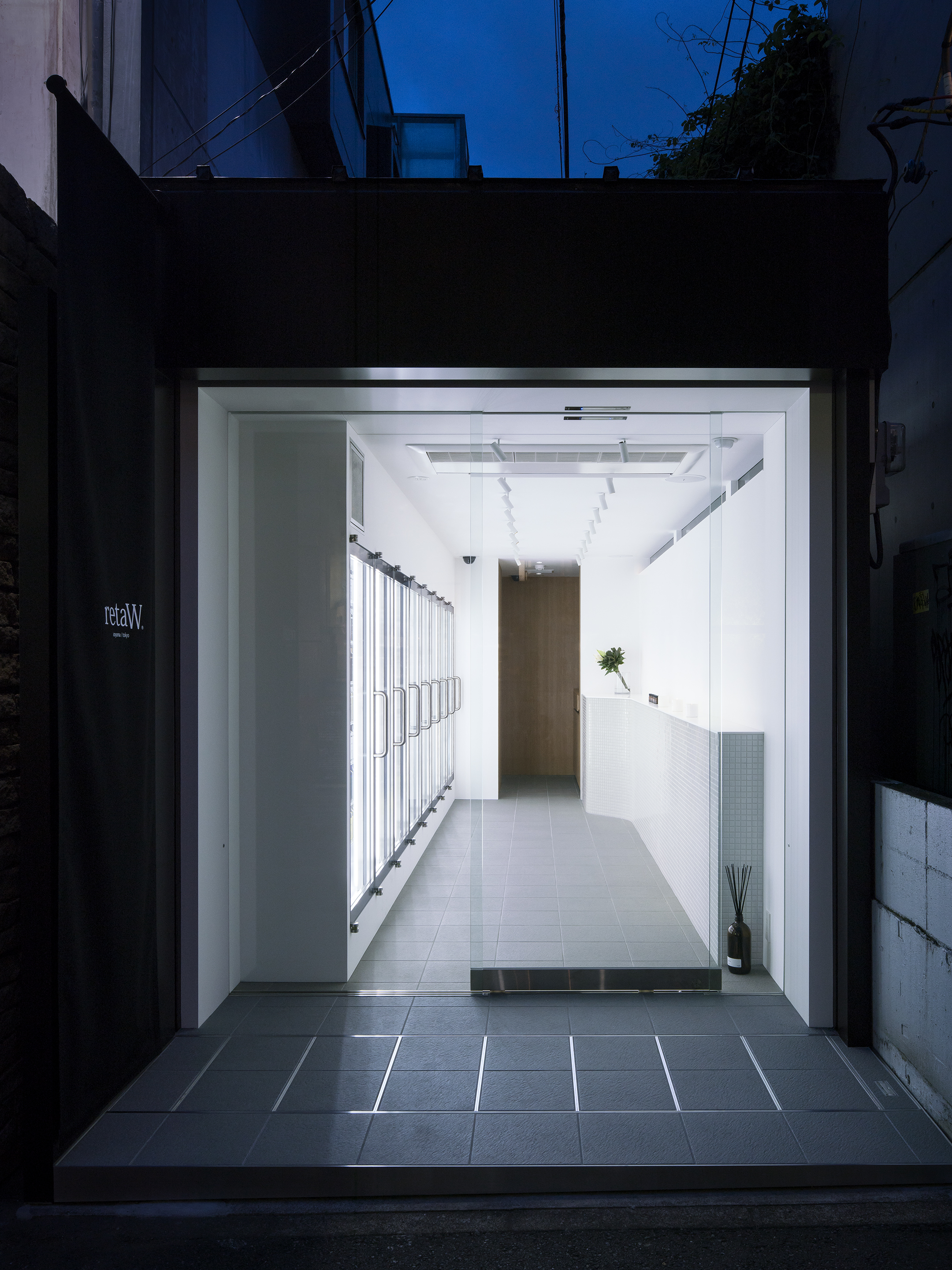 retaW store Harajuku by Nobuo Araki/The Archetype - Architizer