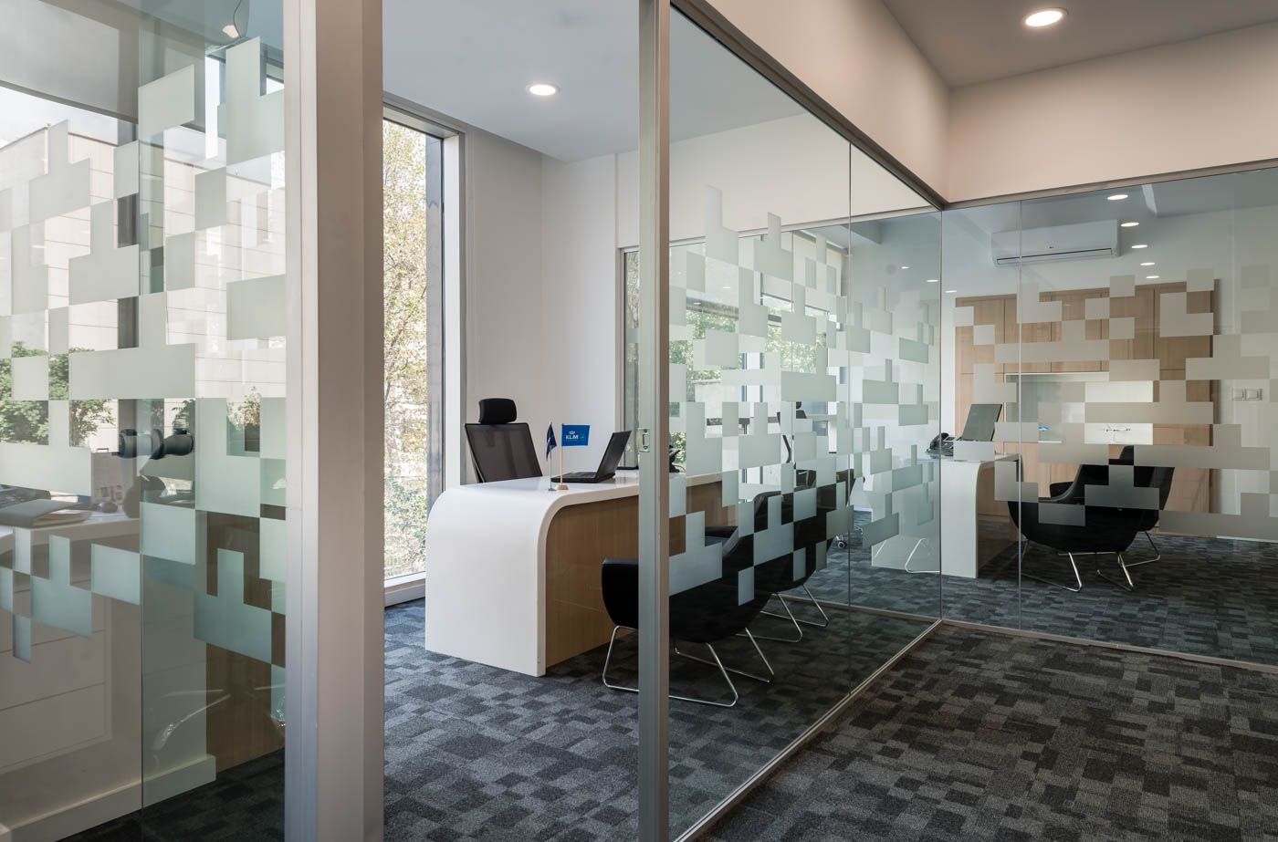 Air France / KLM Office by Studio Conte - Architizer