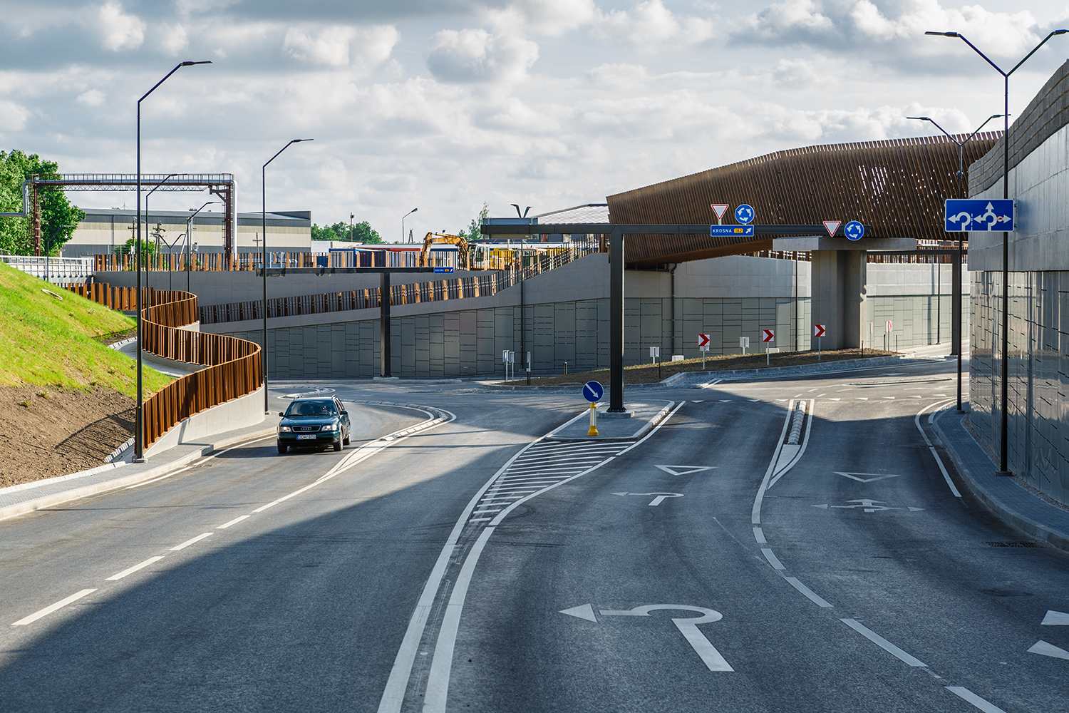 Two-level junction with railway reconstruction in Marijampole P. Armino ...