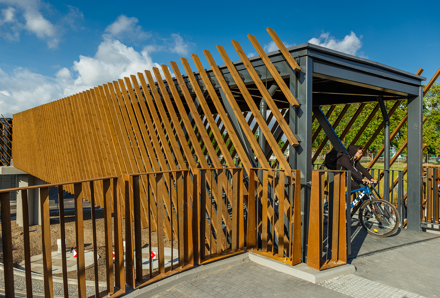 Two-level junction with railway reconstruction in Marijampole P. Armino ...