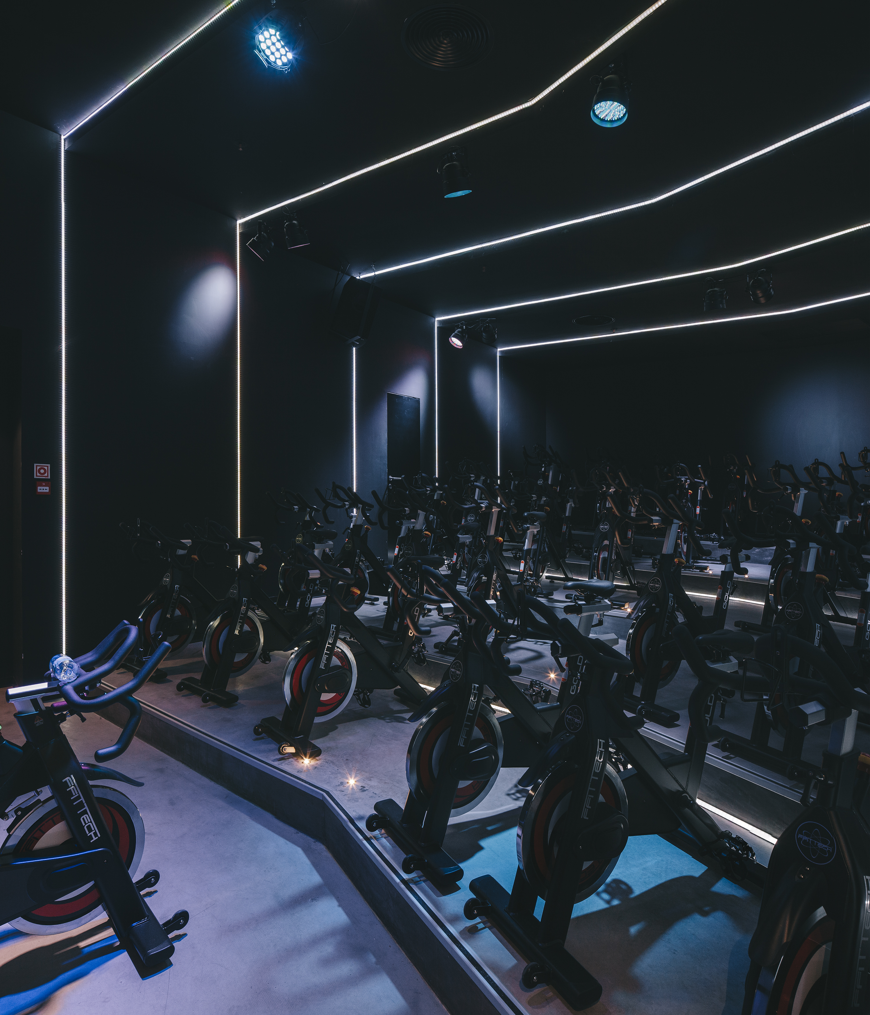 KRUSH-IT Fitness Boutique by Estúdio AMATAM - Architizer