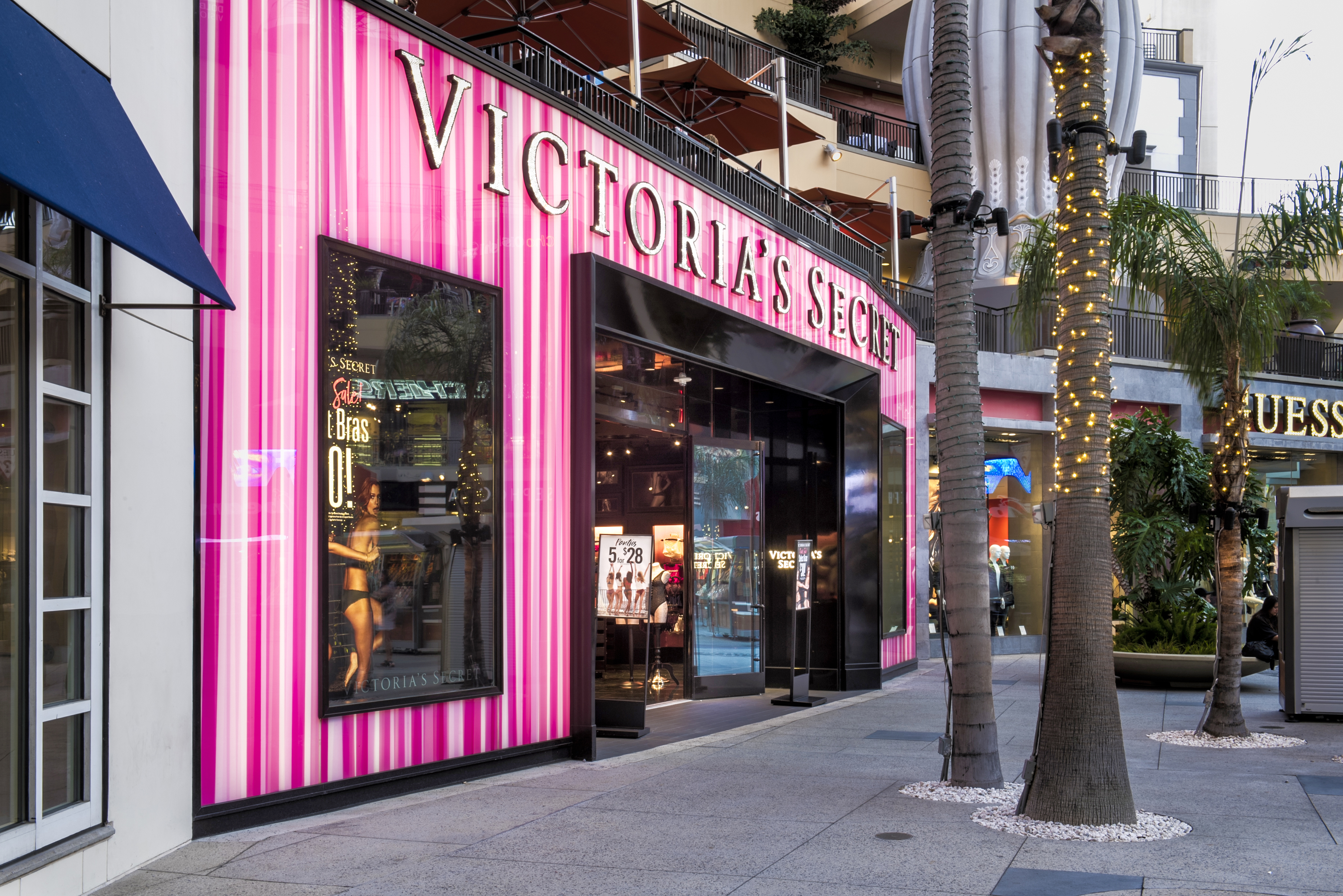 Victoria's Secret by Alexander Zilberman Architecture P.C. (AZA ...