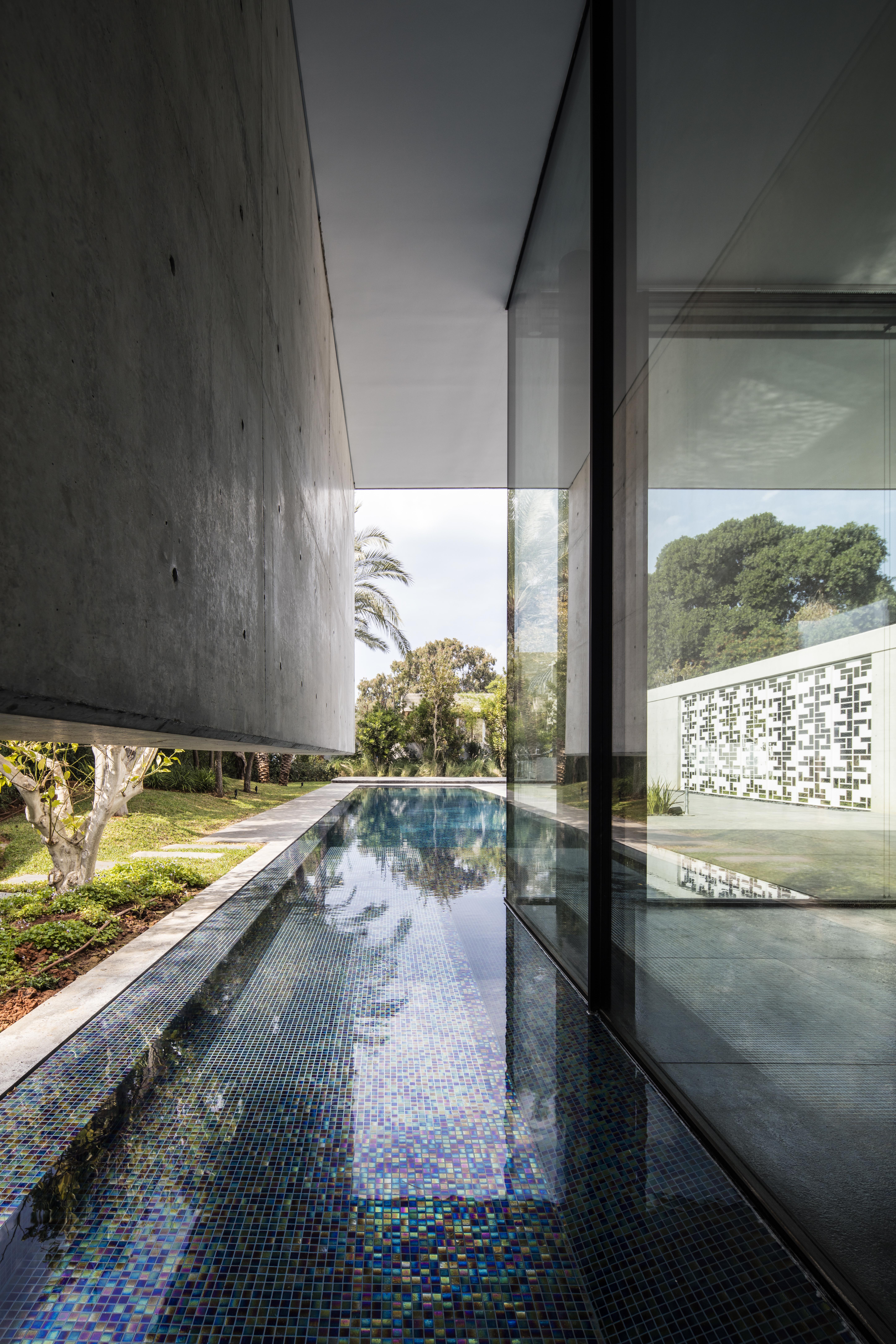 AB HOUSE by PITSOU KEDEM ARCHITECTS - Architizer