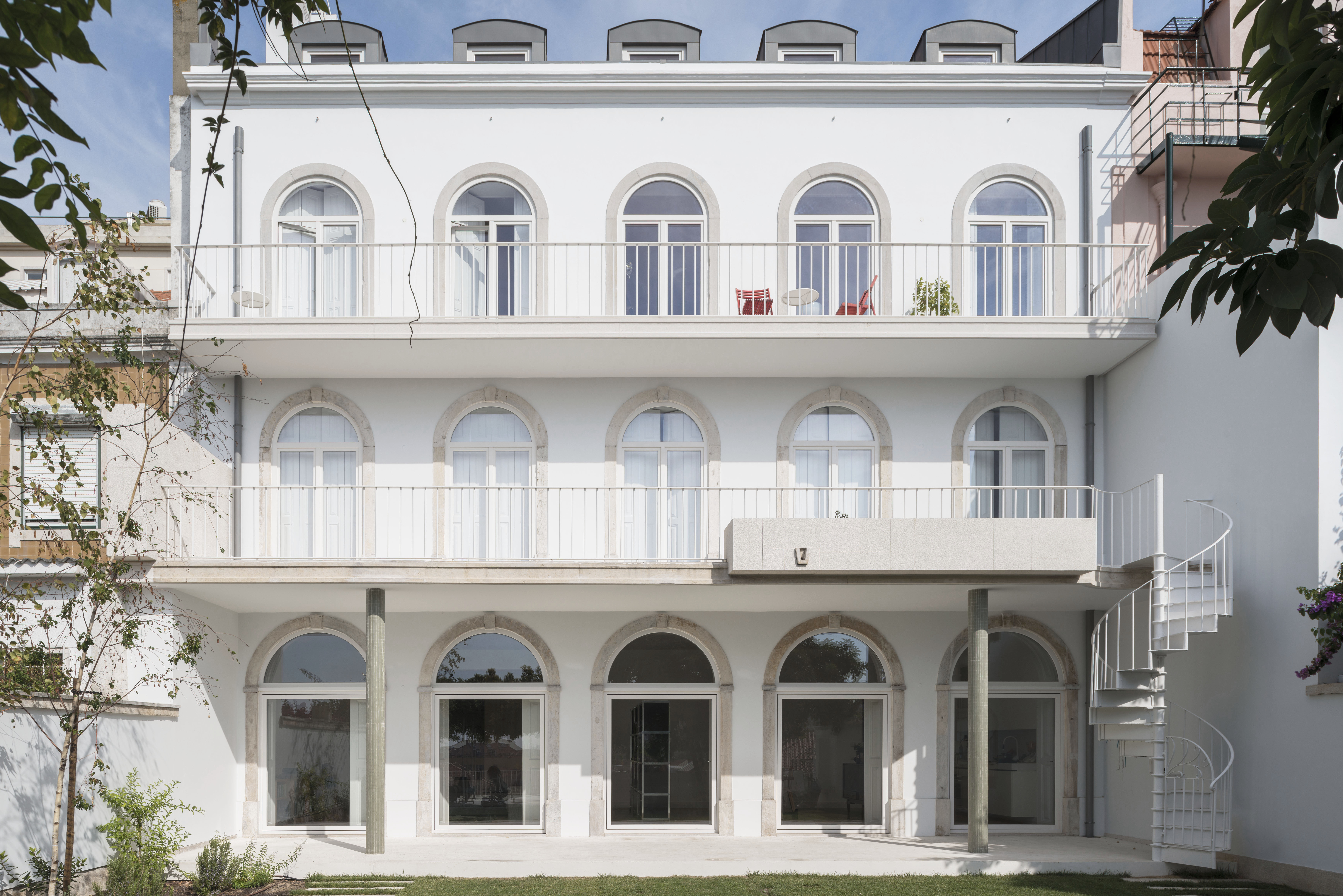 TAP building by Filipe Mónica arquitectos - Architizer