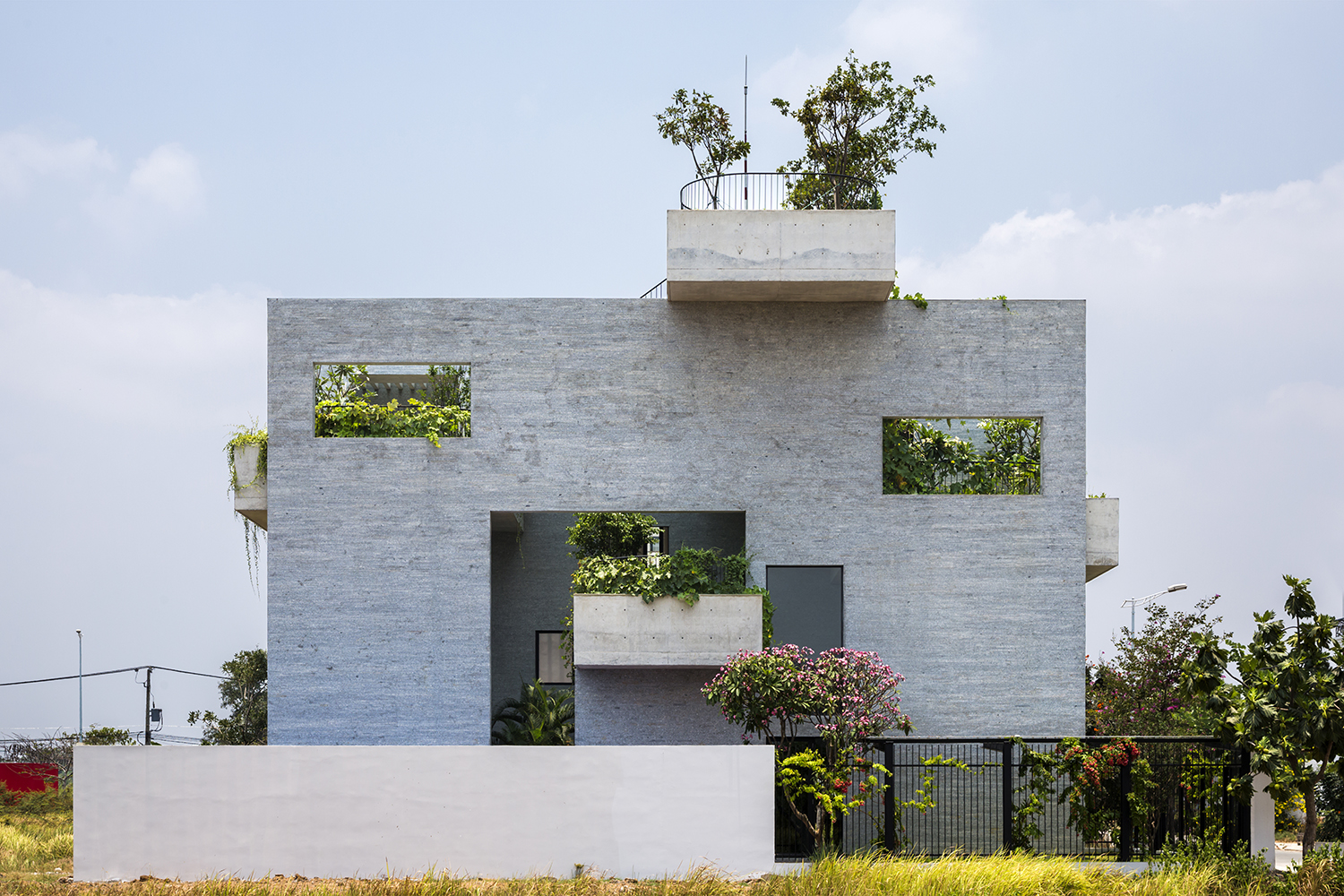 Binh House by Vo Trong Nghia Architects - Architizer