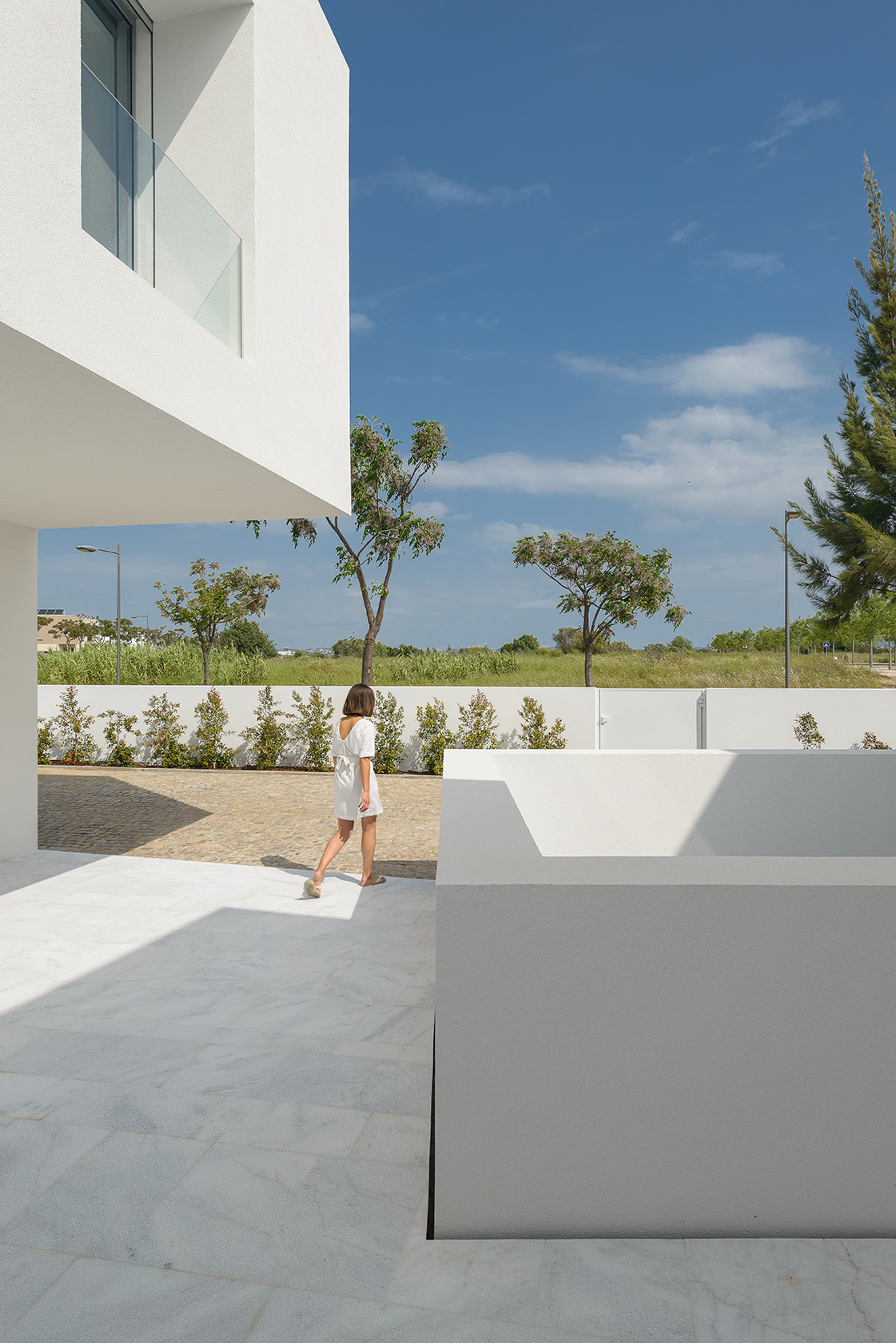 Between Two White Walls by Corpo Atelier - Architizer