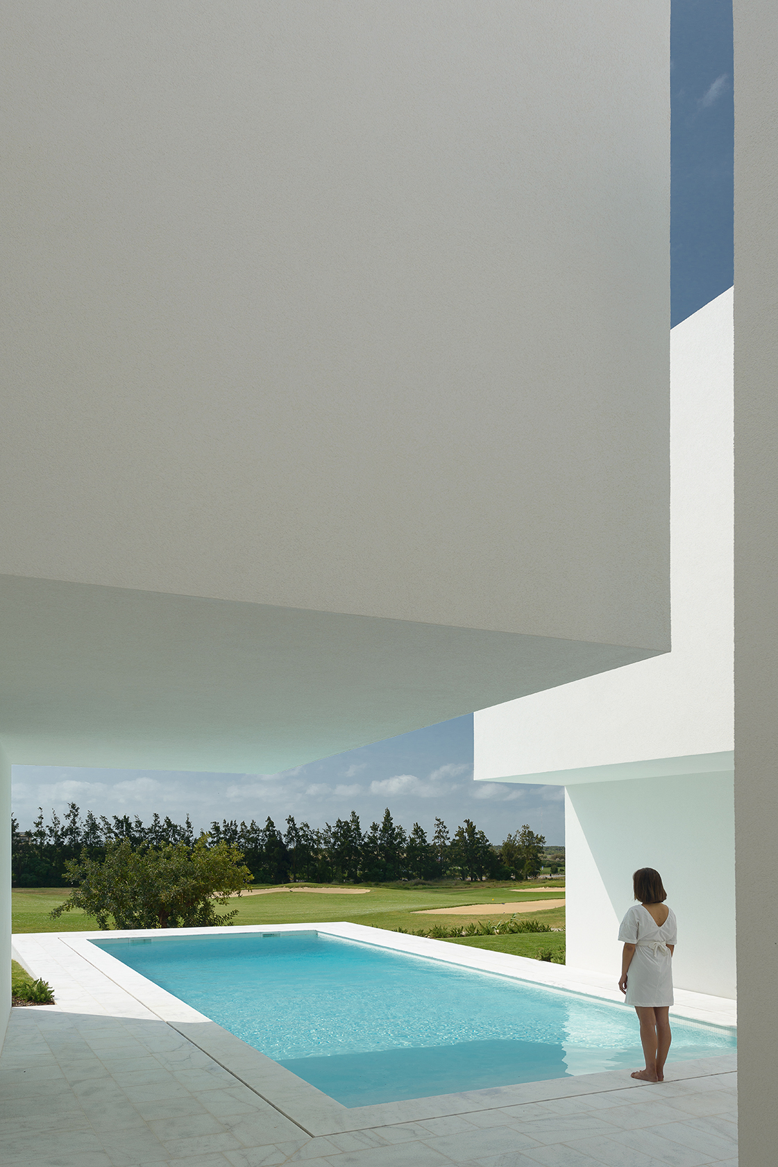 Between Two White Walls by Corpo Atelier - Architizer