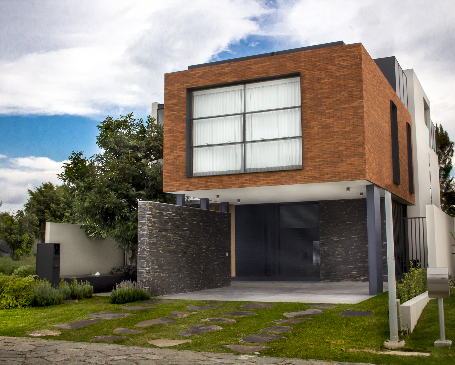 ROM House by deFORMA arquitectura - Architizer