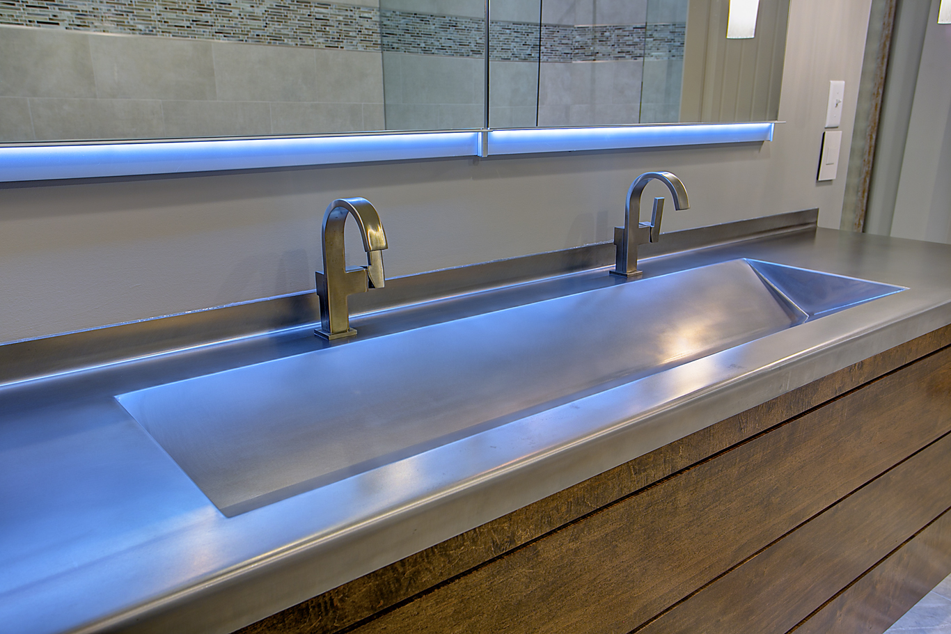 Stainless Steel Counter and Integrated Trough Sink from Diamond Spas ...