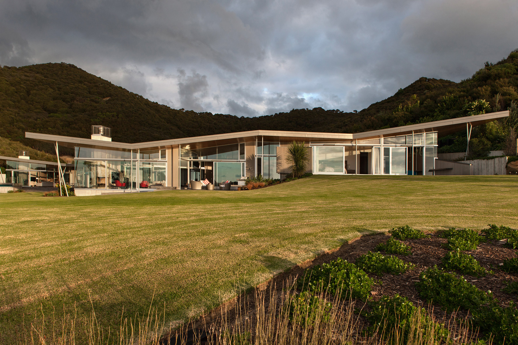 Fold House by Bossley Architects - Architizer