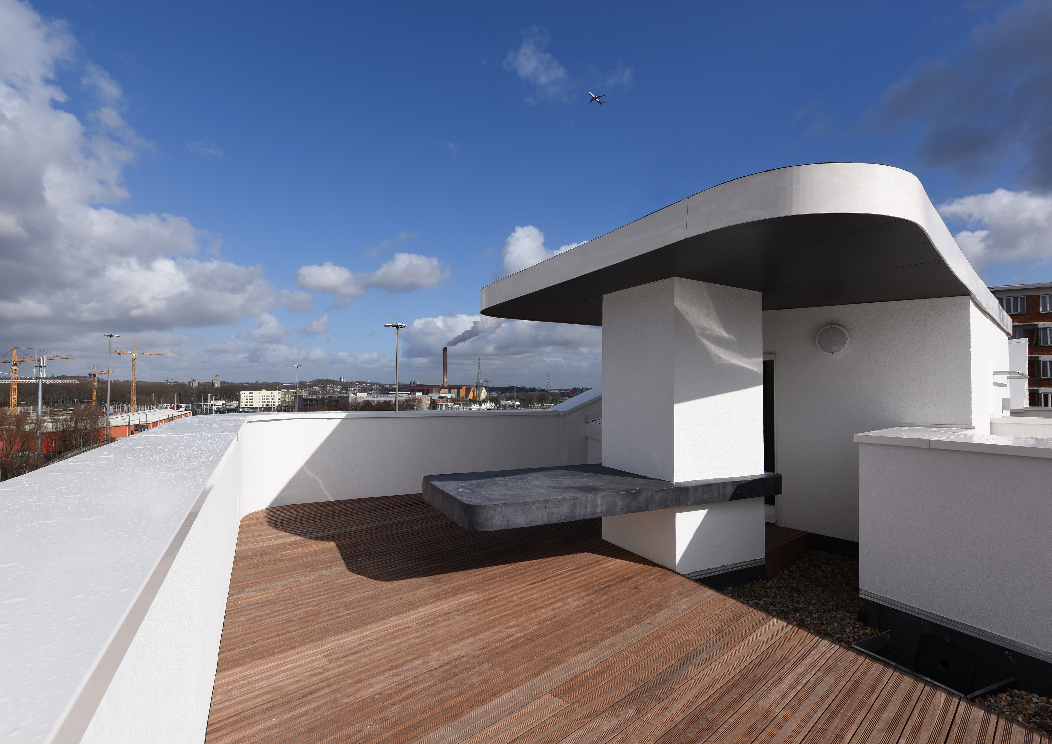 NAVEZ by V+ - Architizer