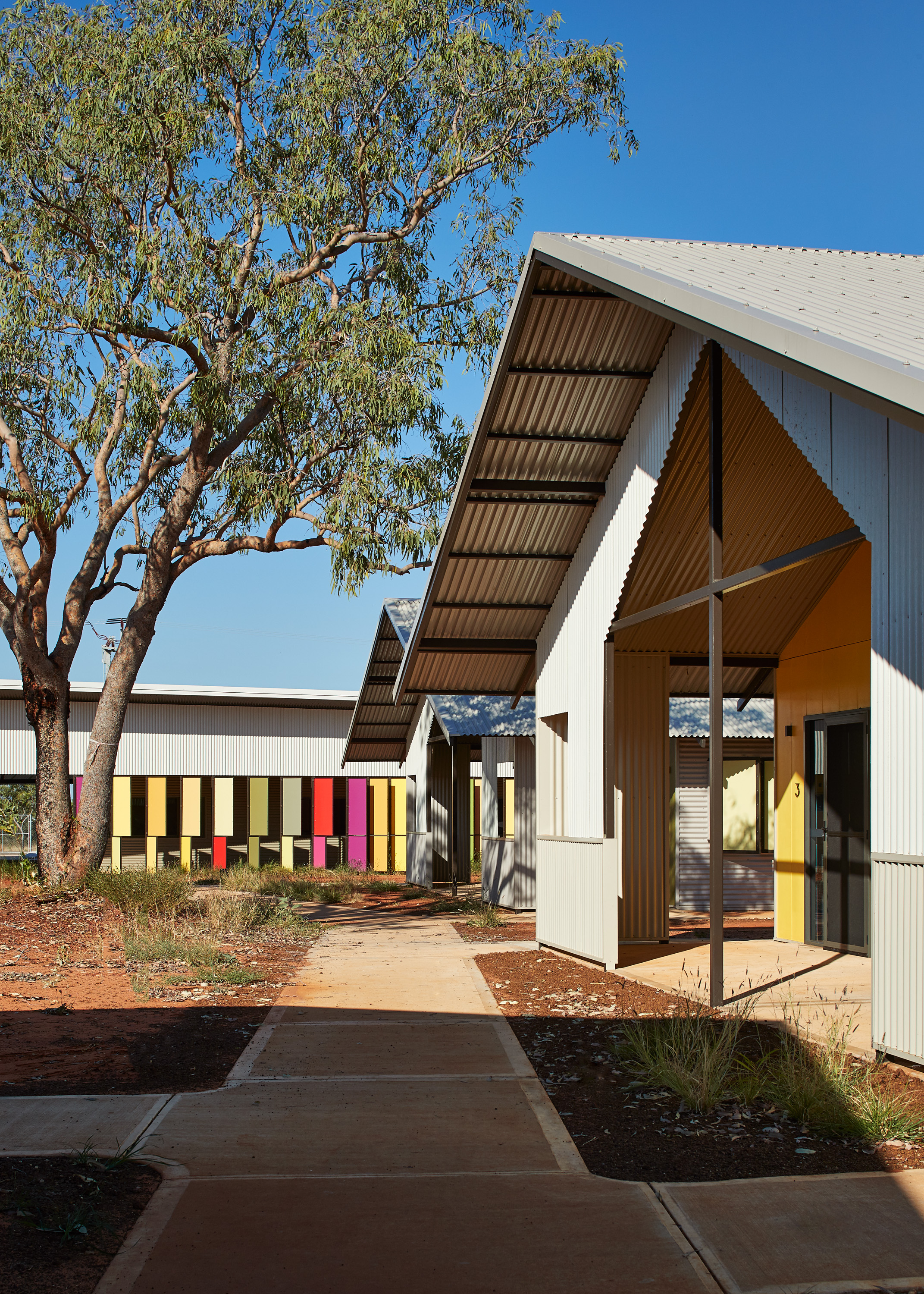 Fitzroy Crossing Renal Hostel by Iredale Pedersen Hook Architects ...