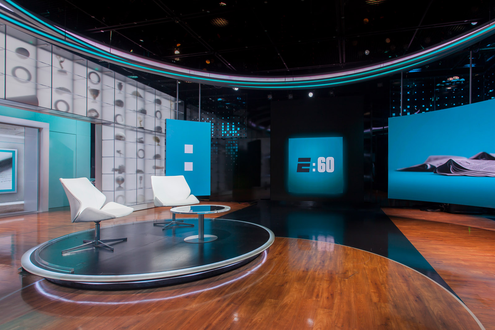 ESPN | STUDIO Z | OUTSIDE THE LINES by Clickspring Design - Architizer
