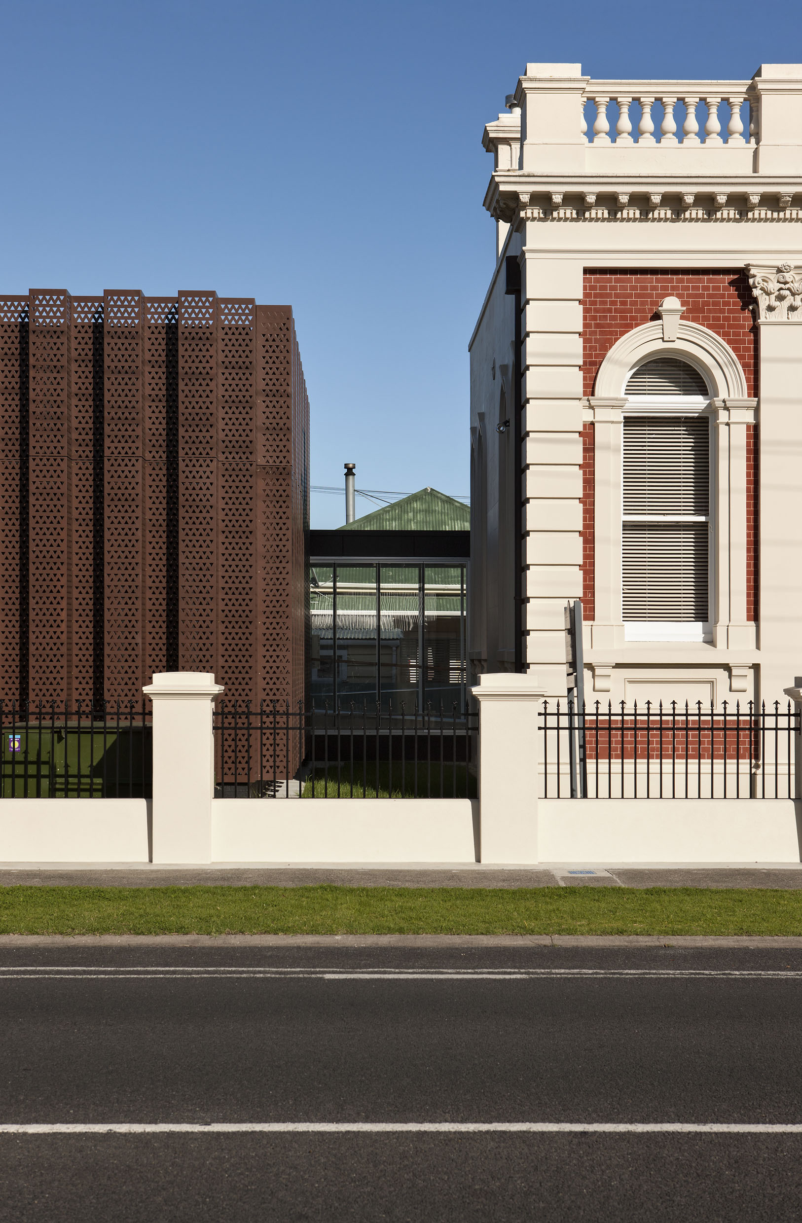 Idea 2140727: Thames Treasury and Research Centre by Architectus in ...