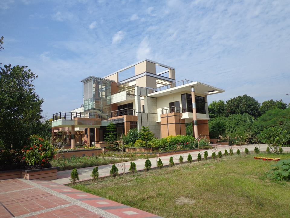 Bikrampur House by ARCWAVE Consultants - Architizer