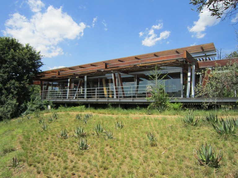 Idea 2142940: Highveldt House by Van der Merwe Miszewski Architects ...