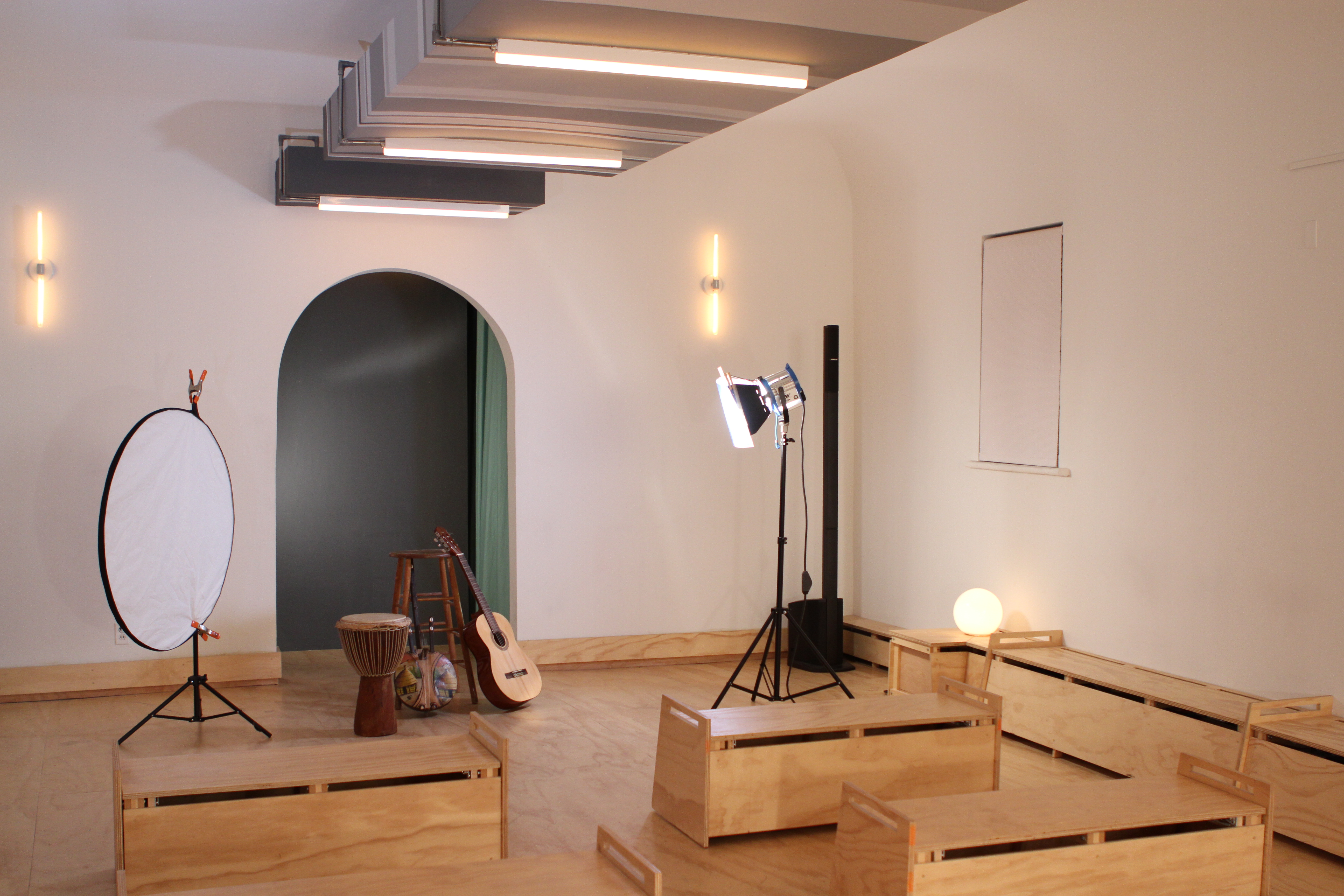 Facade/Fasad Live/Work/Show Art-Space by Art_Bridge Architecture PLLC ...