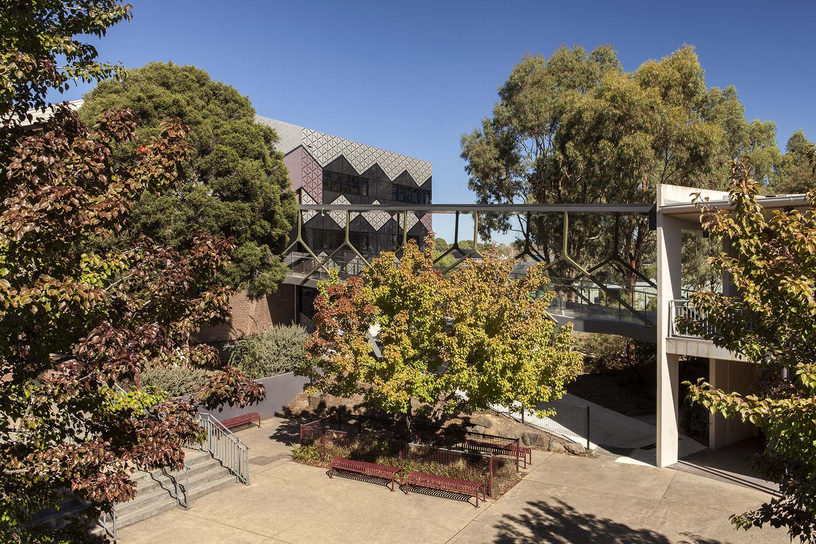 Parade College Callan Wing, Bundoora by CHT Architects - Architizer