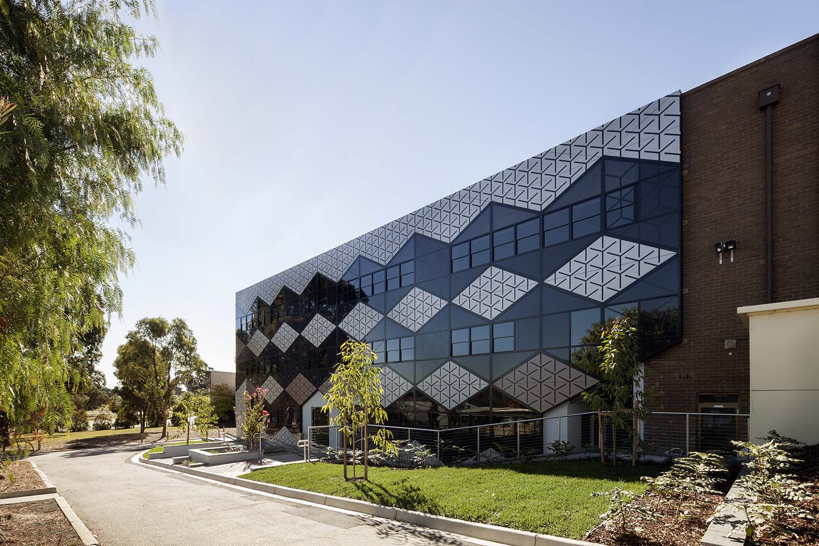Parade College Callan Wing, Bundoora by CHT Architects - Architizer