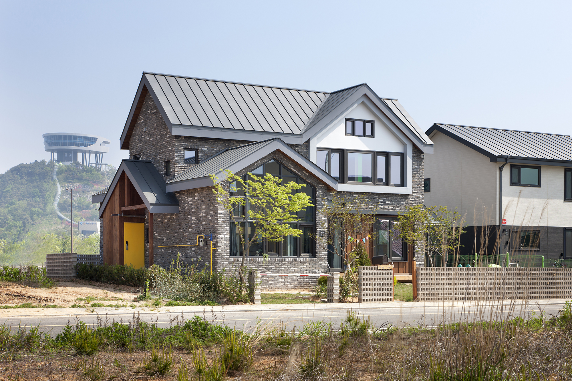 J&J House by Studio Gaon - Architizer