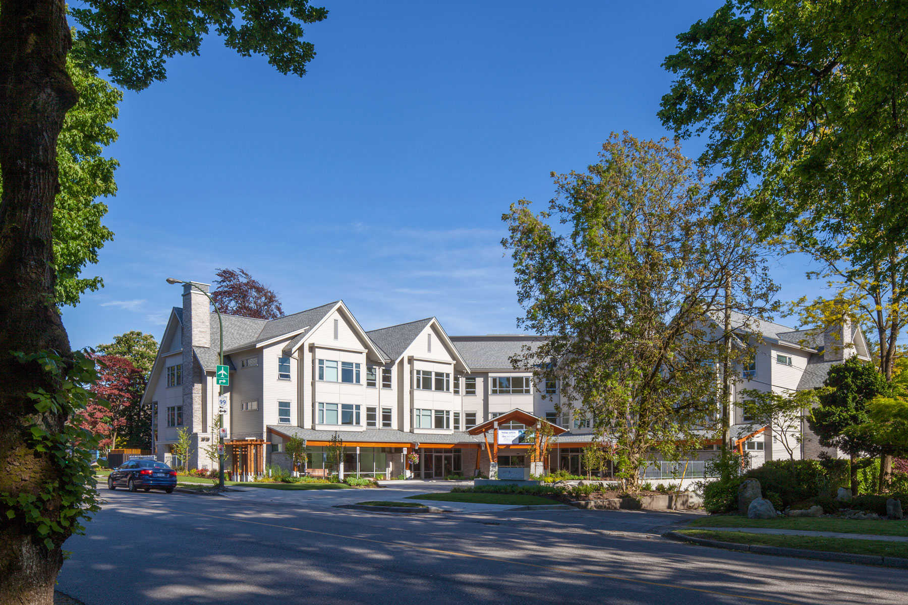 Derek Lepper Photography - © 2018 - All Rights Reserved. - Architizer