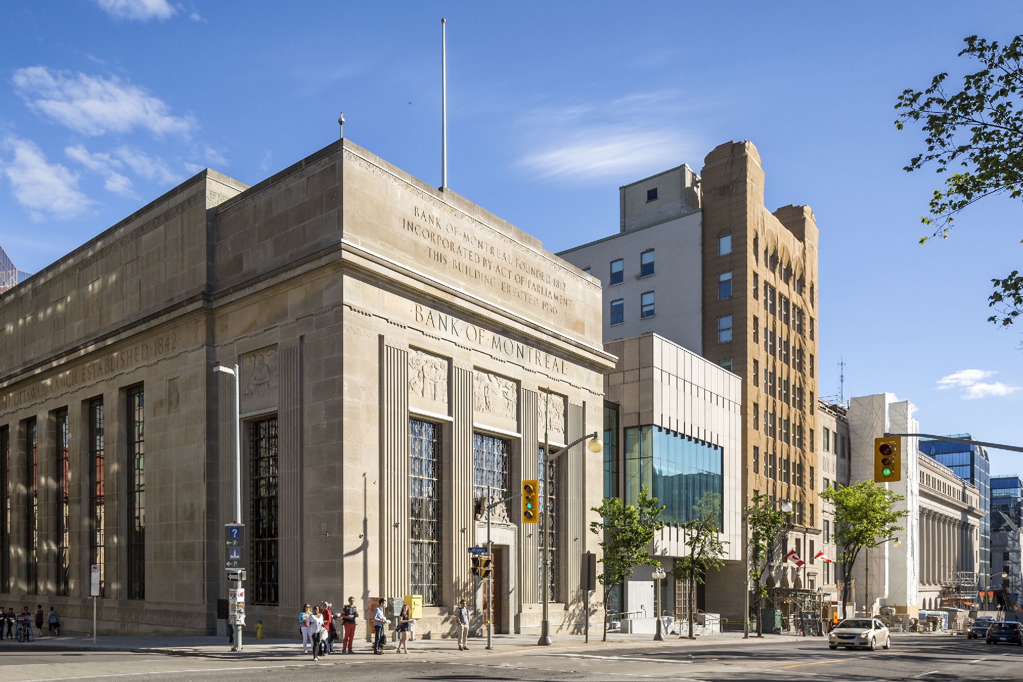 Sir John A Macdonald Building by NORR - Architizer