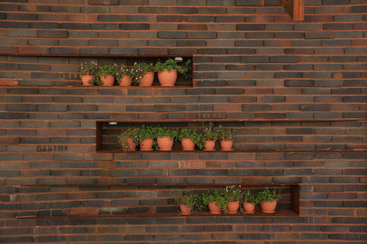 TRIANGLE CAFE by AshariArchitects - Architizer