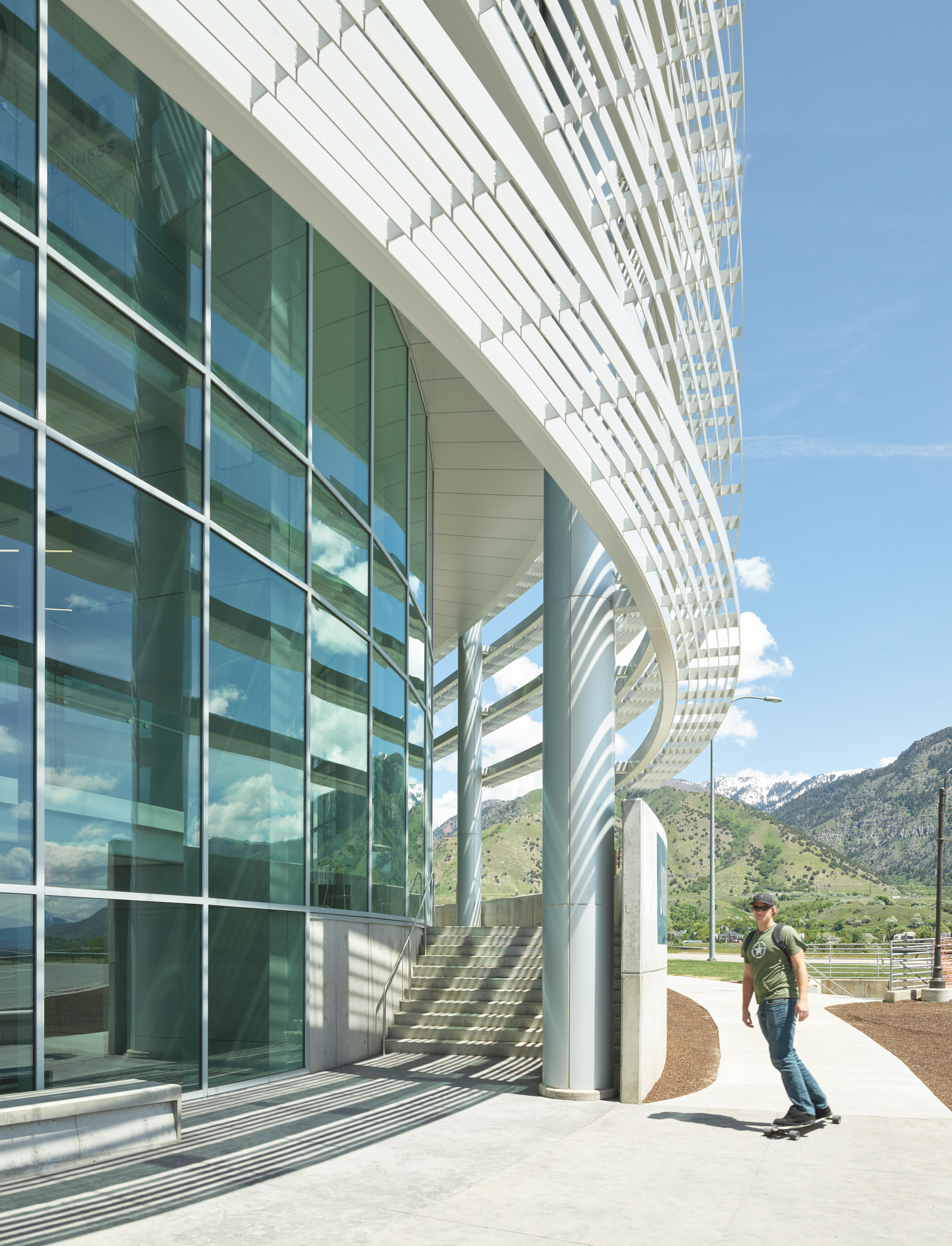 Jon M. Huntsman Hall - Huntsman School of Business by LMN Architects ...