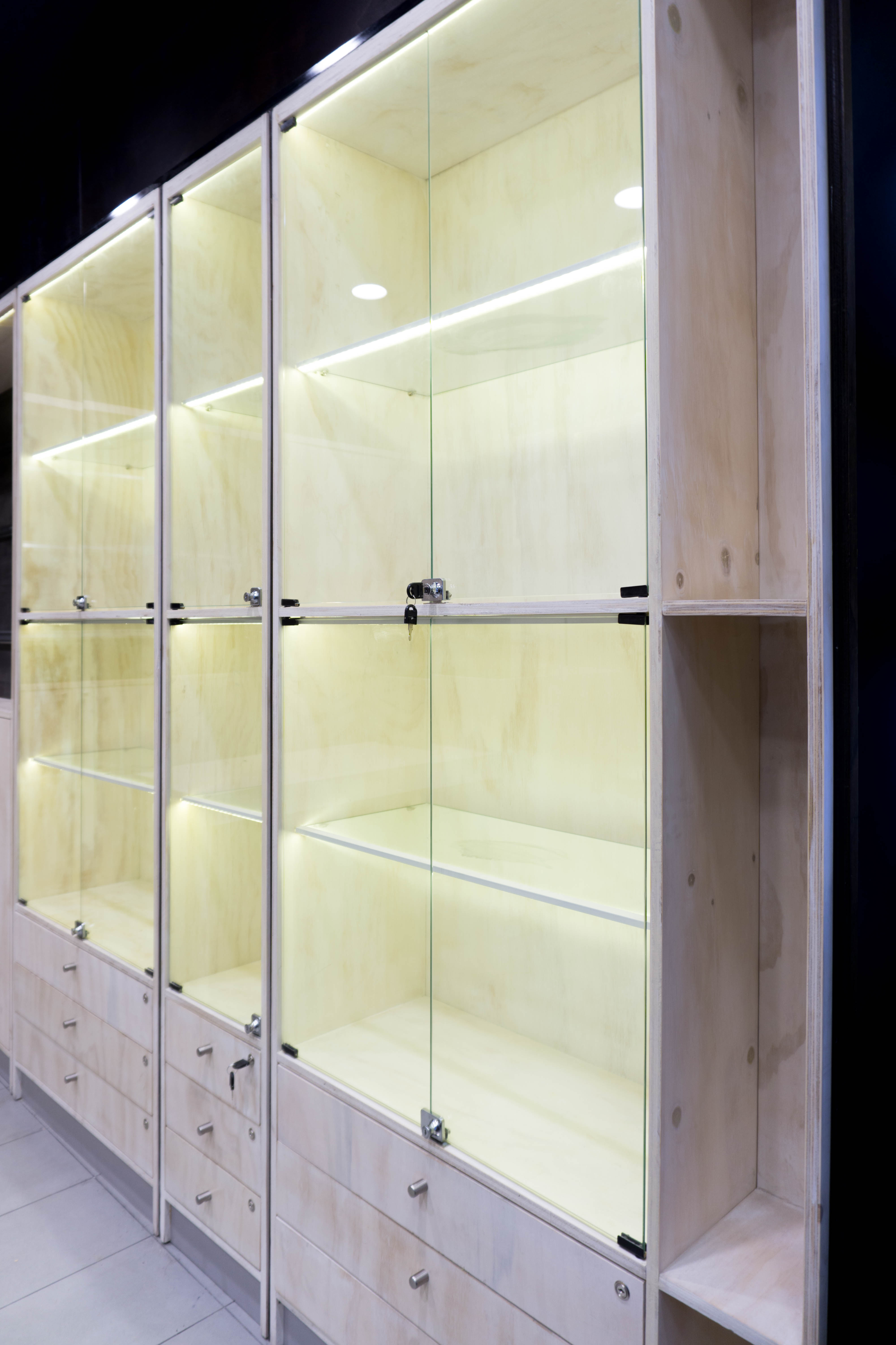 Knife Store Mall Costanera Center by SZAA (Sarmiento Zamora Associated ...