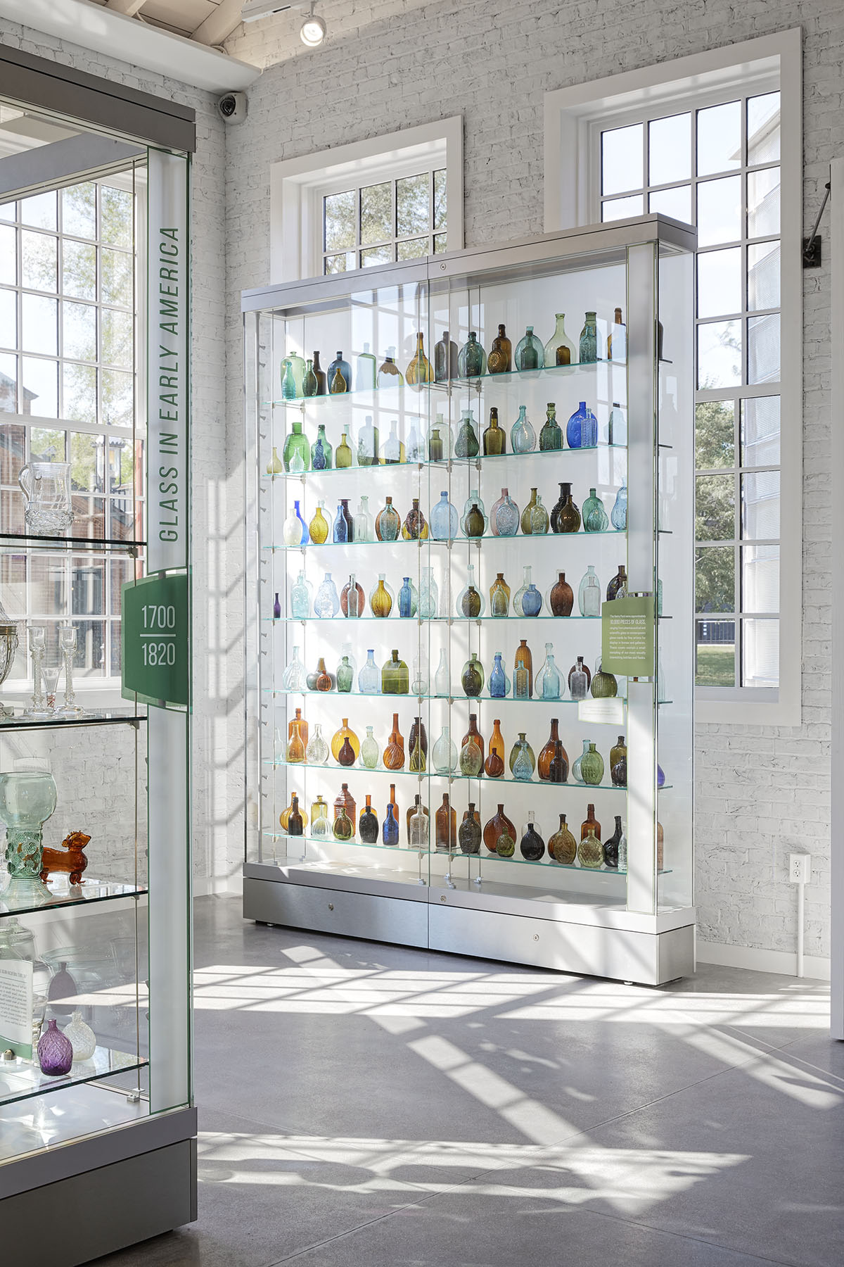 Davidson-Gerson Modern Glass Gallery by James Carpenter Design ...