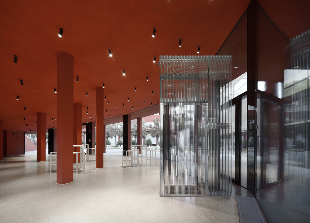 The new lunch room of "Ex-GIL" by Roland Baldi Architects - Architizer