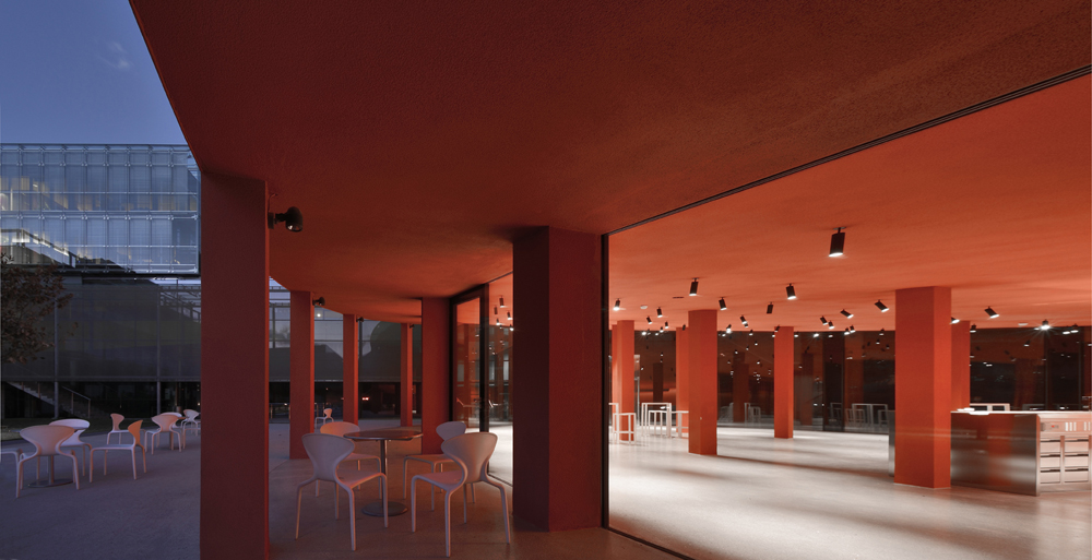 The new lunch room of "Ex-GIL" by Roland Baldi Architects - Architizer