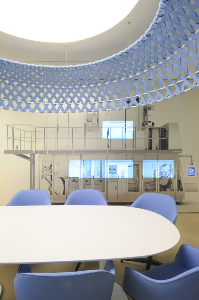 PAK PACKAGING DISCOVERY ROOM by ZPZ PARTNERS - Architizer