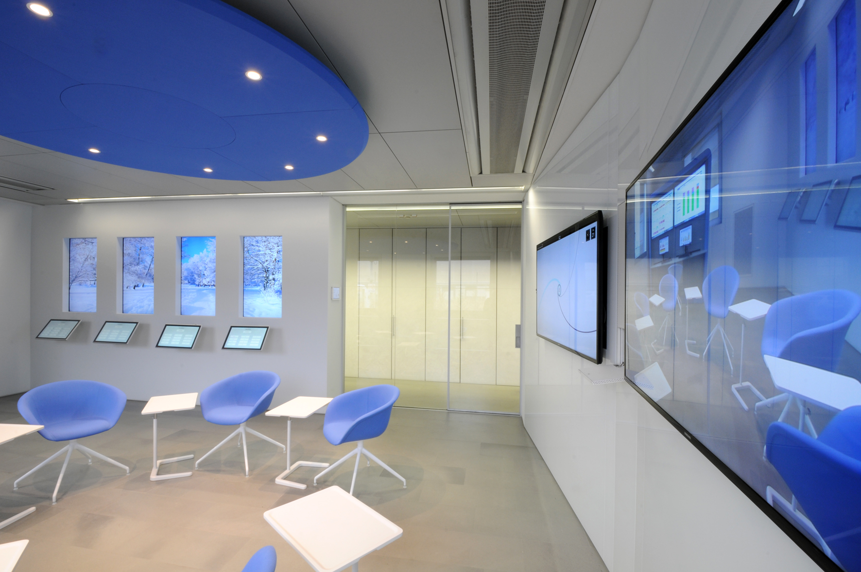 TETRA PAK CONTROL ROOM by ZPZ PARTNERS - Architizer