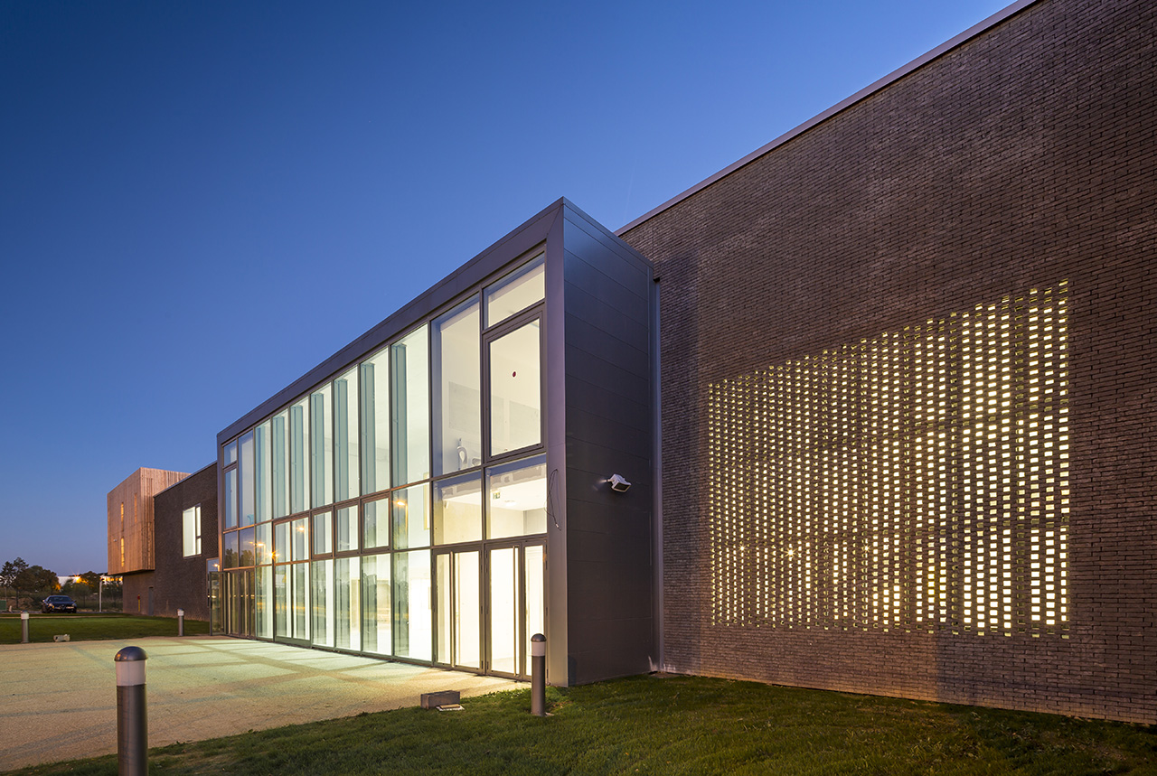 Apprentice formation centre by archi5 - Architizer
