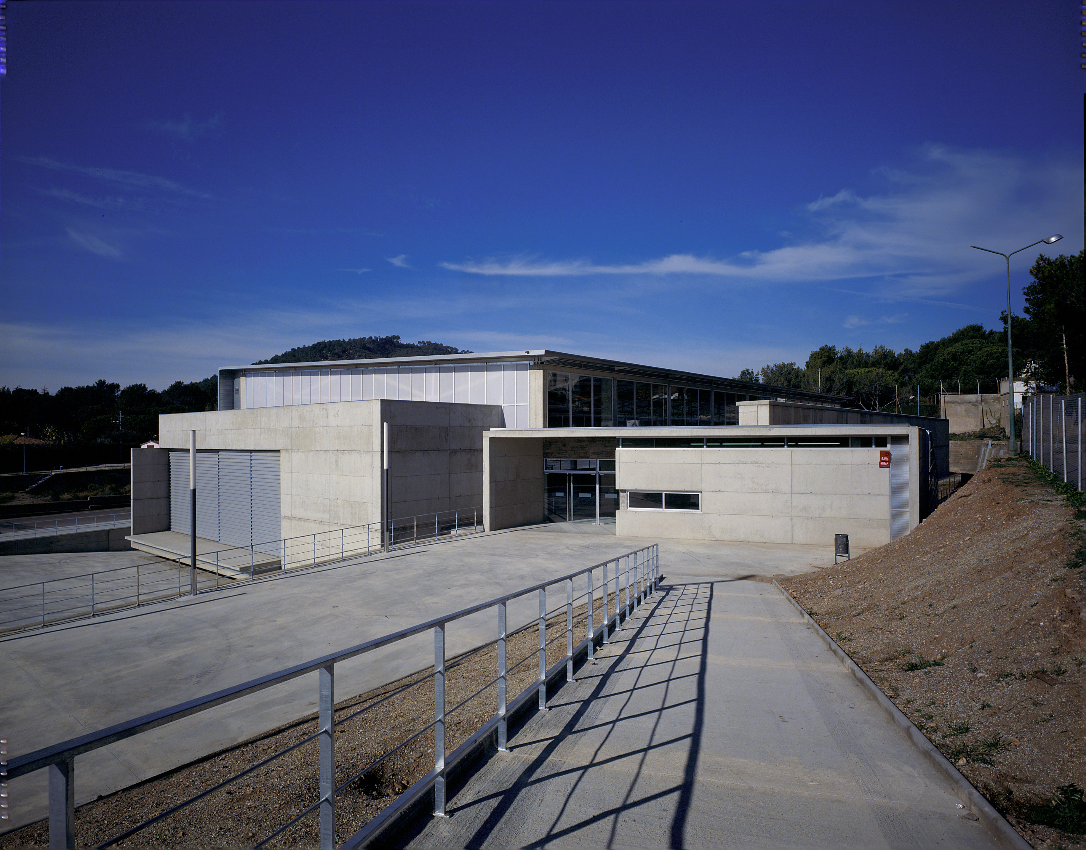 MATADEPERA MULTIFUNCIONAL COMMUNITY, SPORTS & CULTURAL CENTER by Mario ...