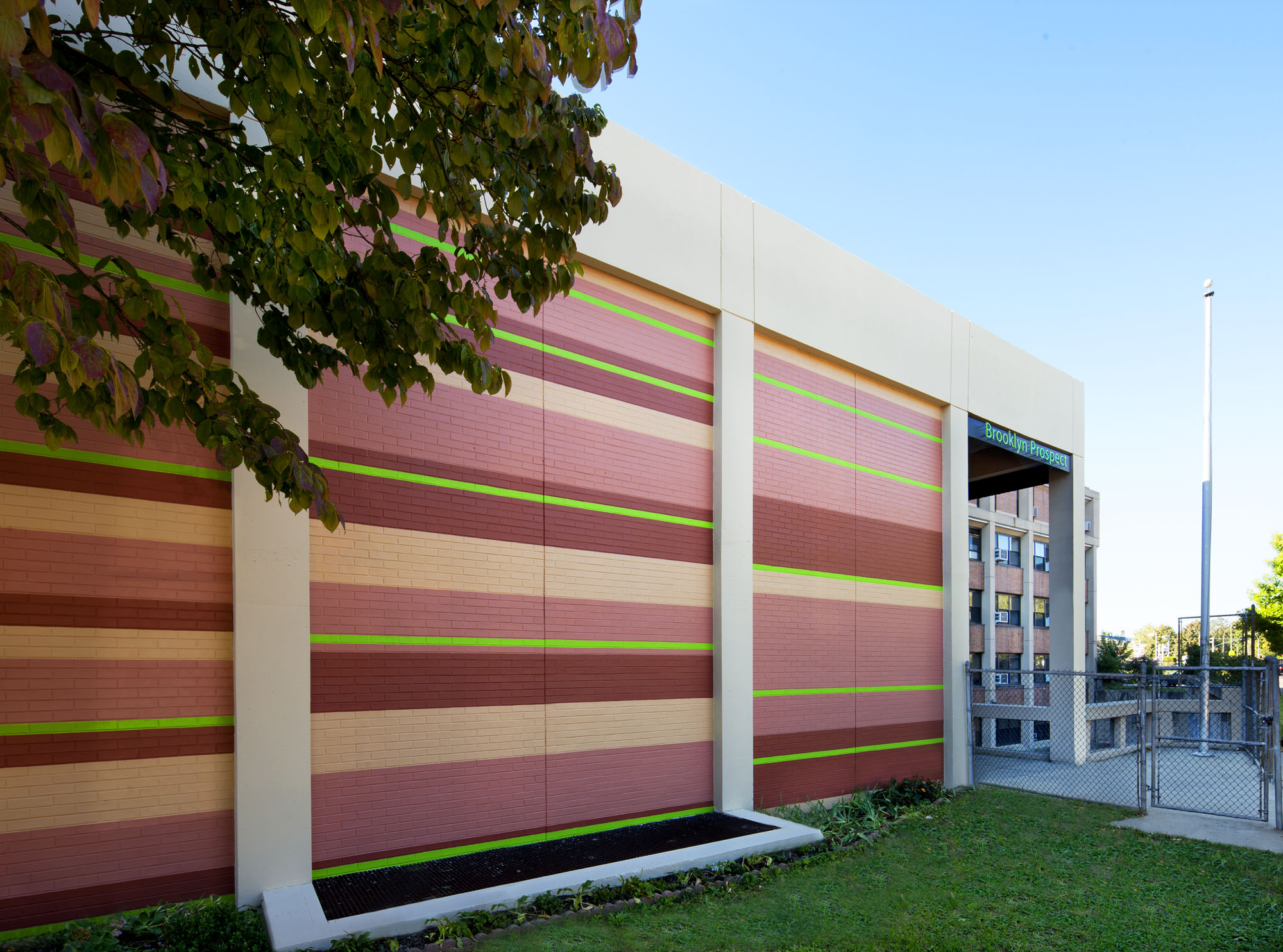 Brooklyn Prospect Charter Middle and High School by Loci Architecture ...