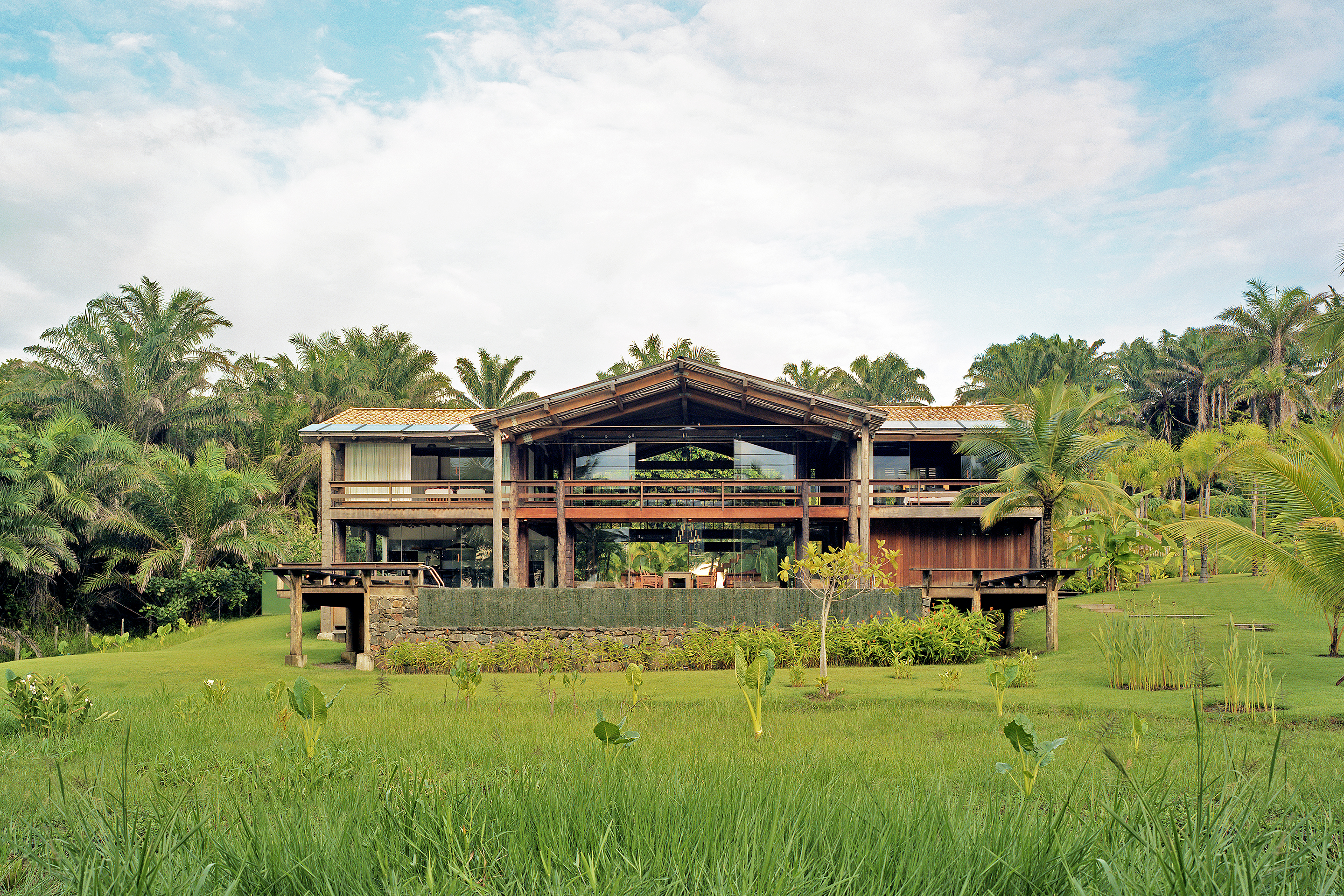 TXAI House by CANDIDA TABET ARQUITETURA - Architizer