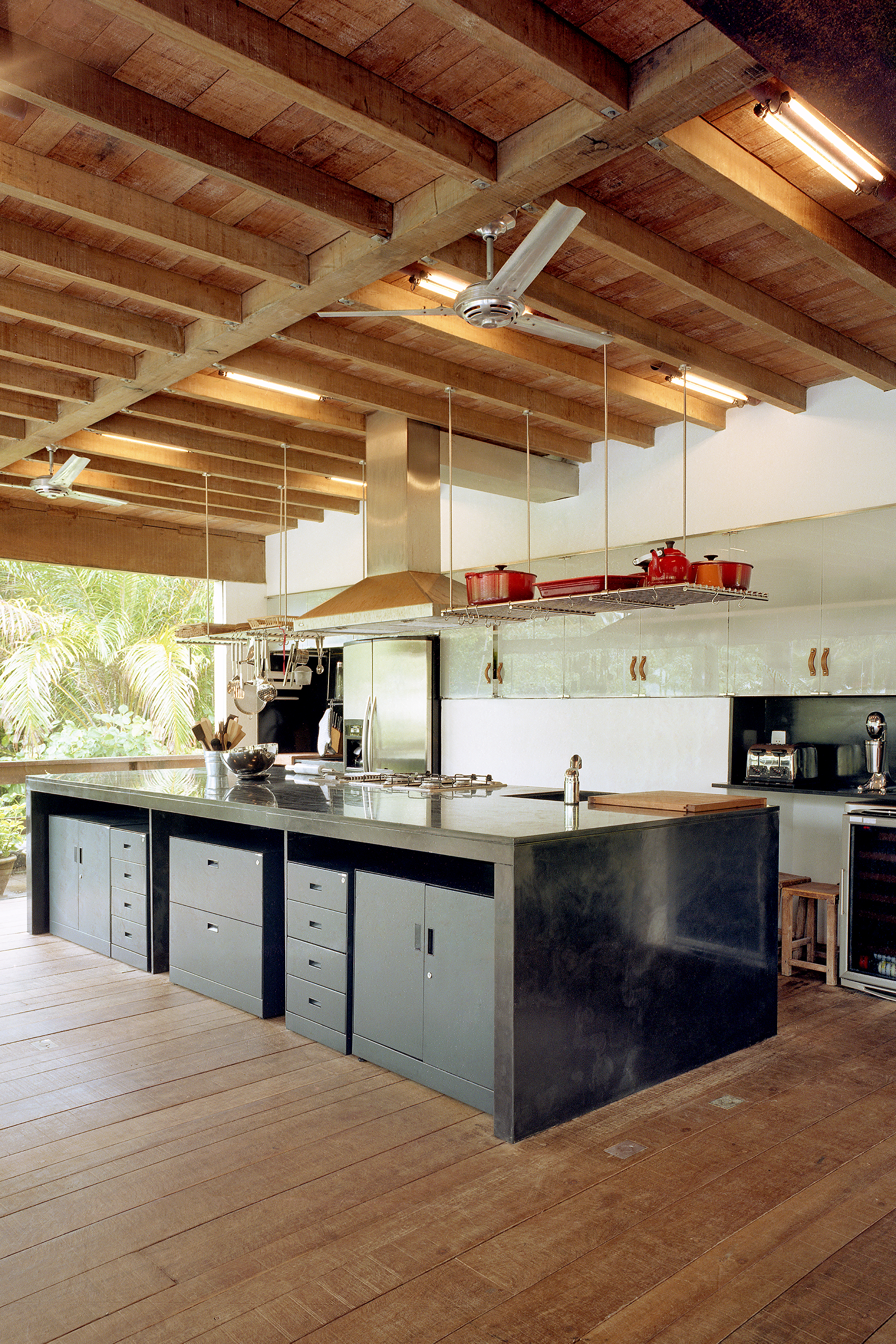 TXAI House by CANDIDA TABET ARQUITETURA - Architizer