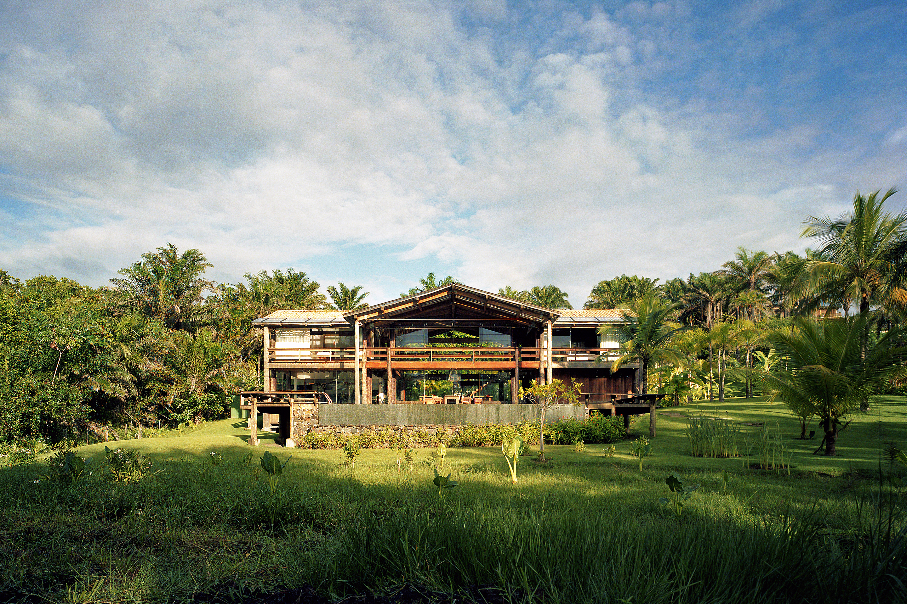 TXAI House by CANDIDA TABET ARQUITETURA - Architizer