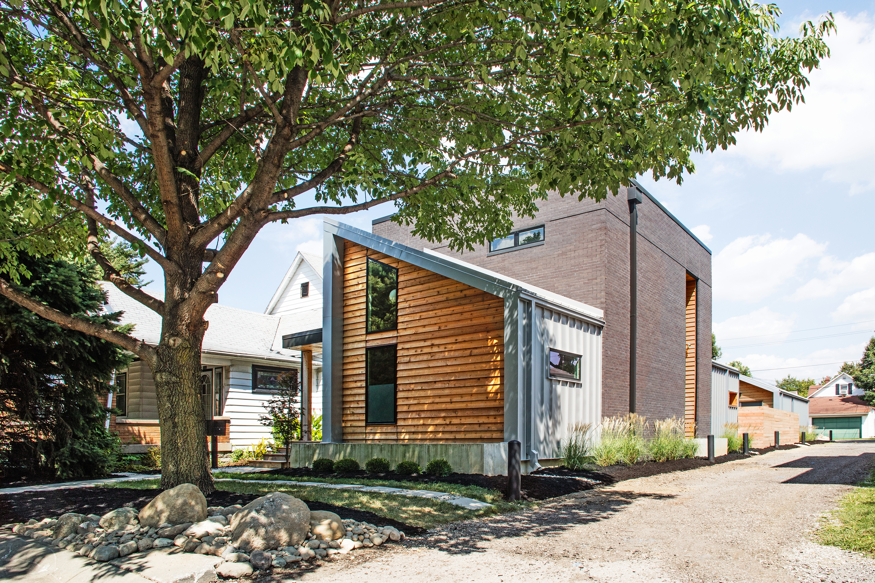 City Cottage by ONE 10 STUDIO - Architizer