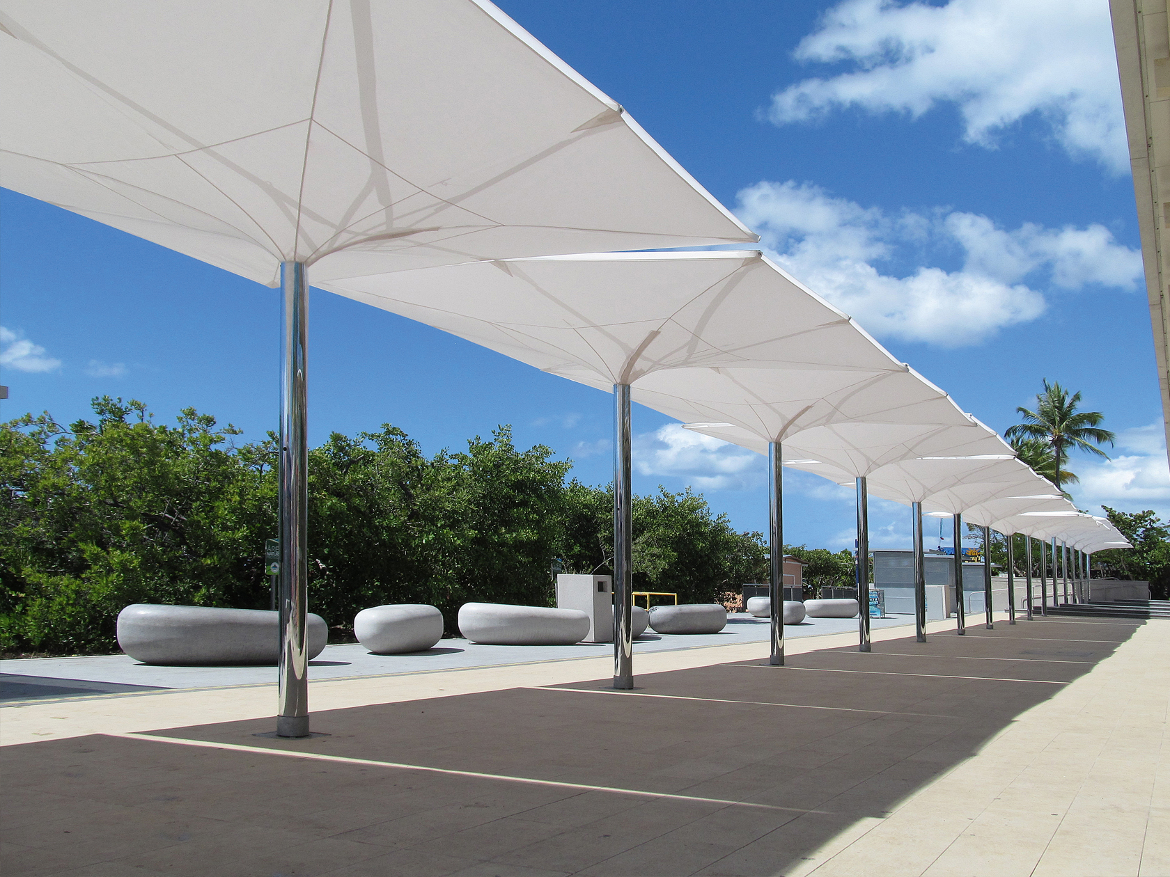 Double canopy umbrella from MDT-tex - Architizer