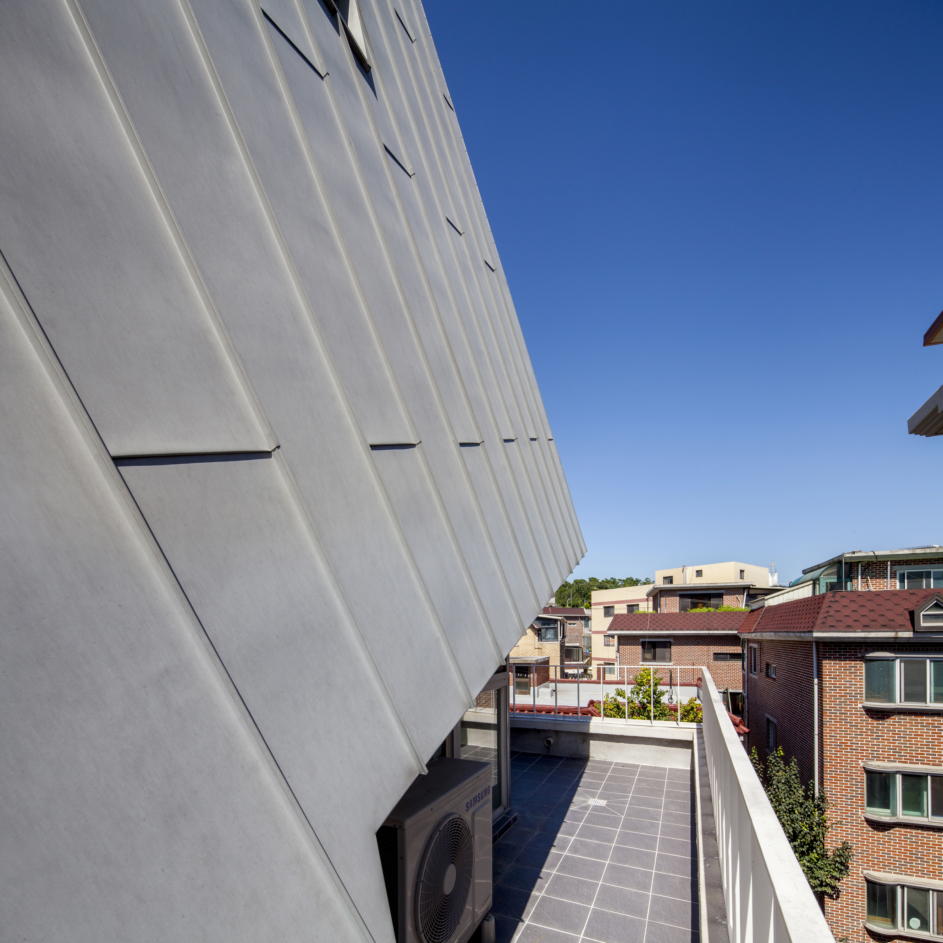 Fighting House by studio_suspicion - Architizer