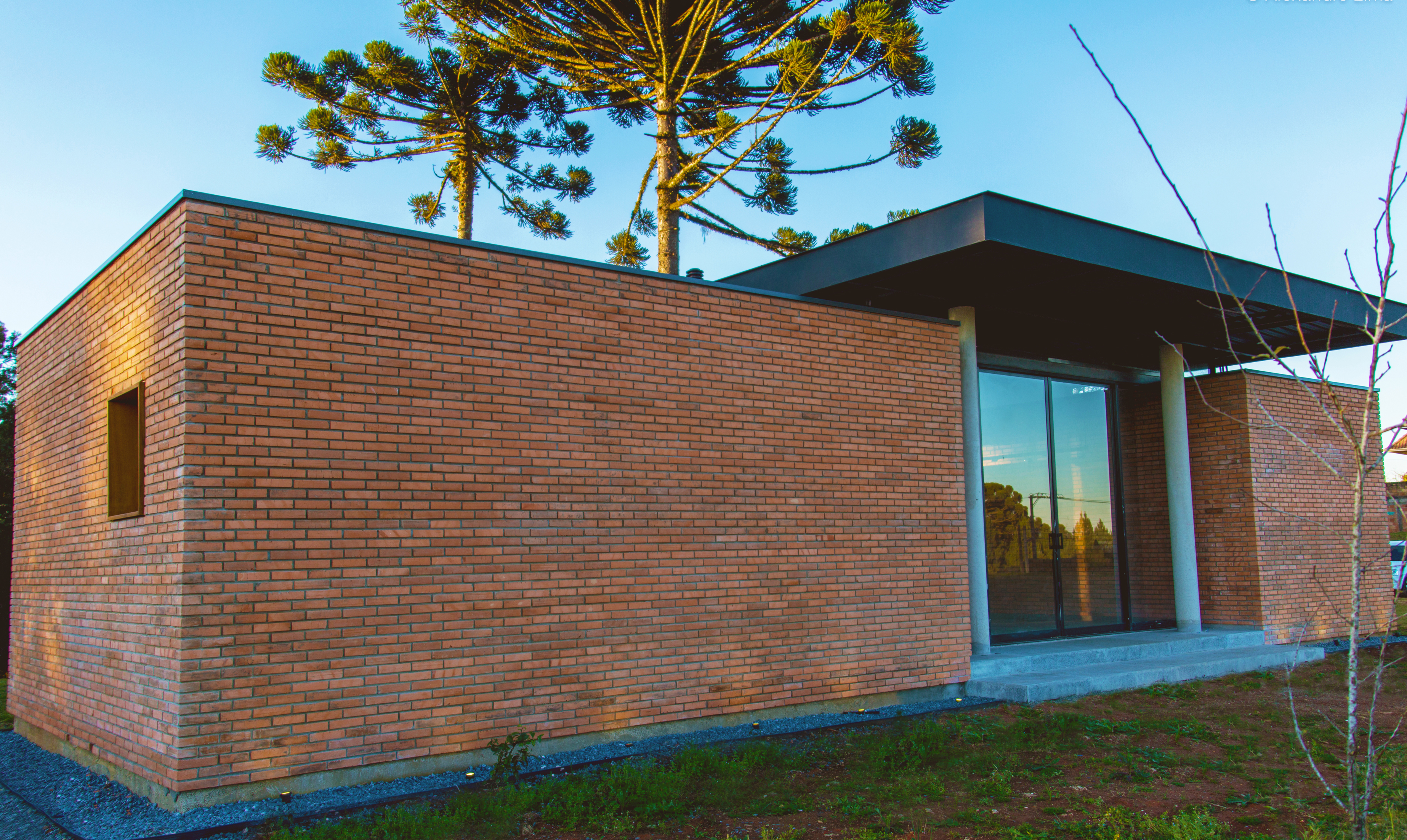 . Casa Django . by YVA Arquitetura - Architizer