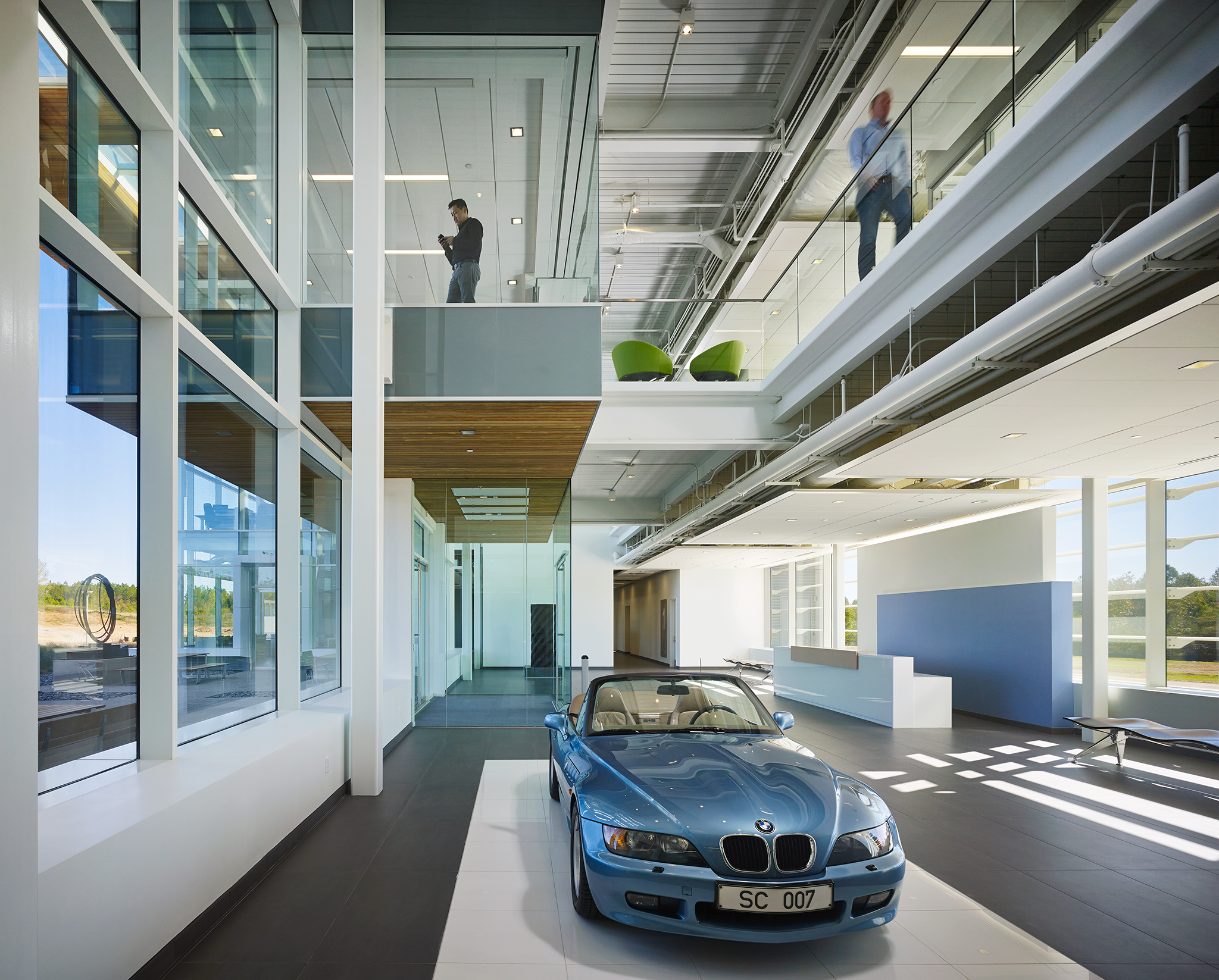 Site Operations Center at BMW by Perkins&Will - Architizer