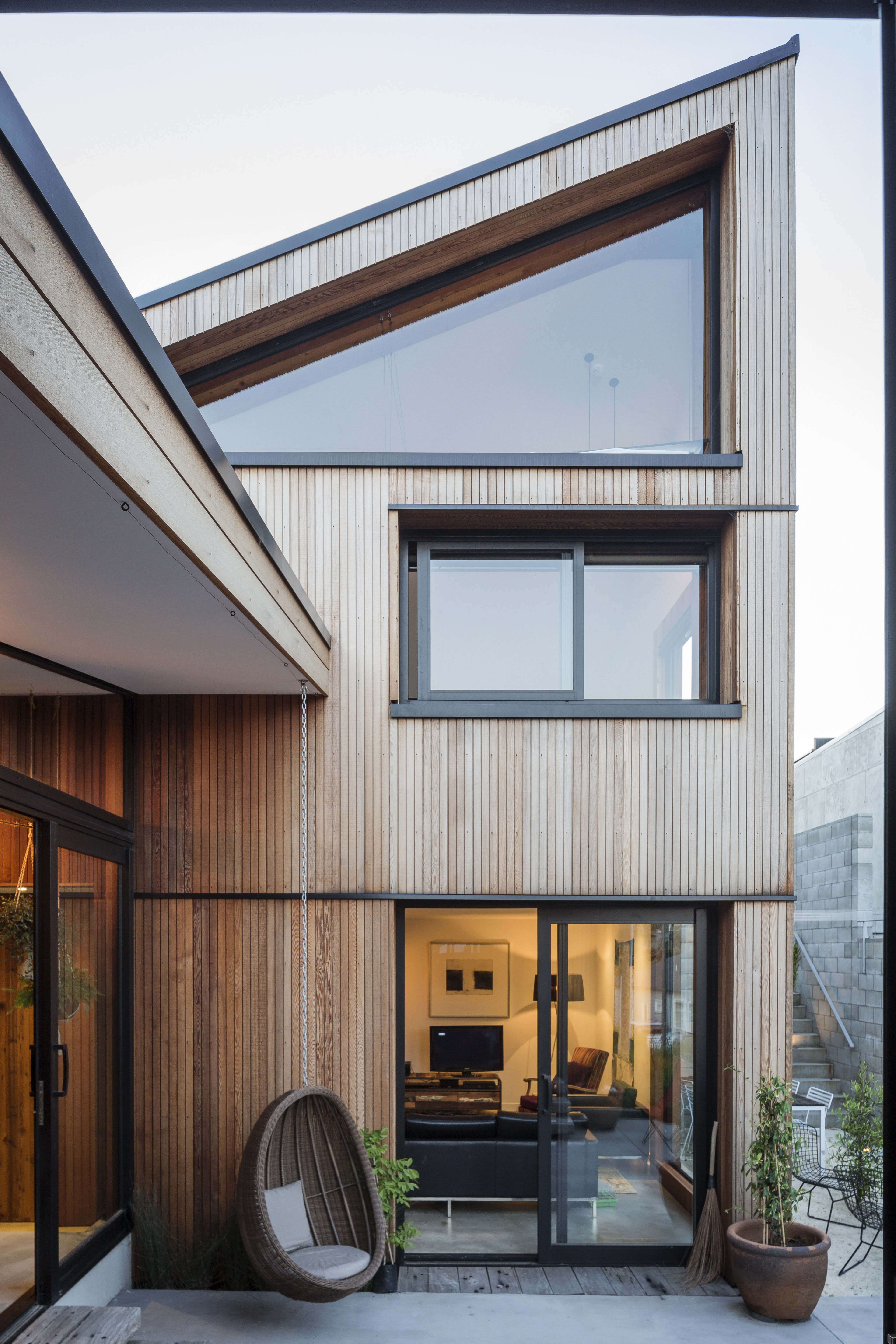 E-Type House by RTA Studio - Architizer