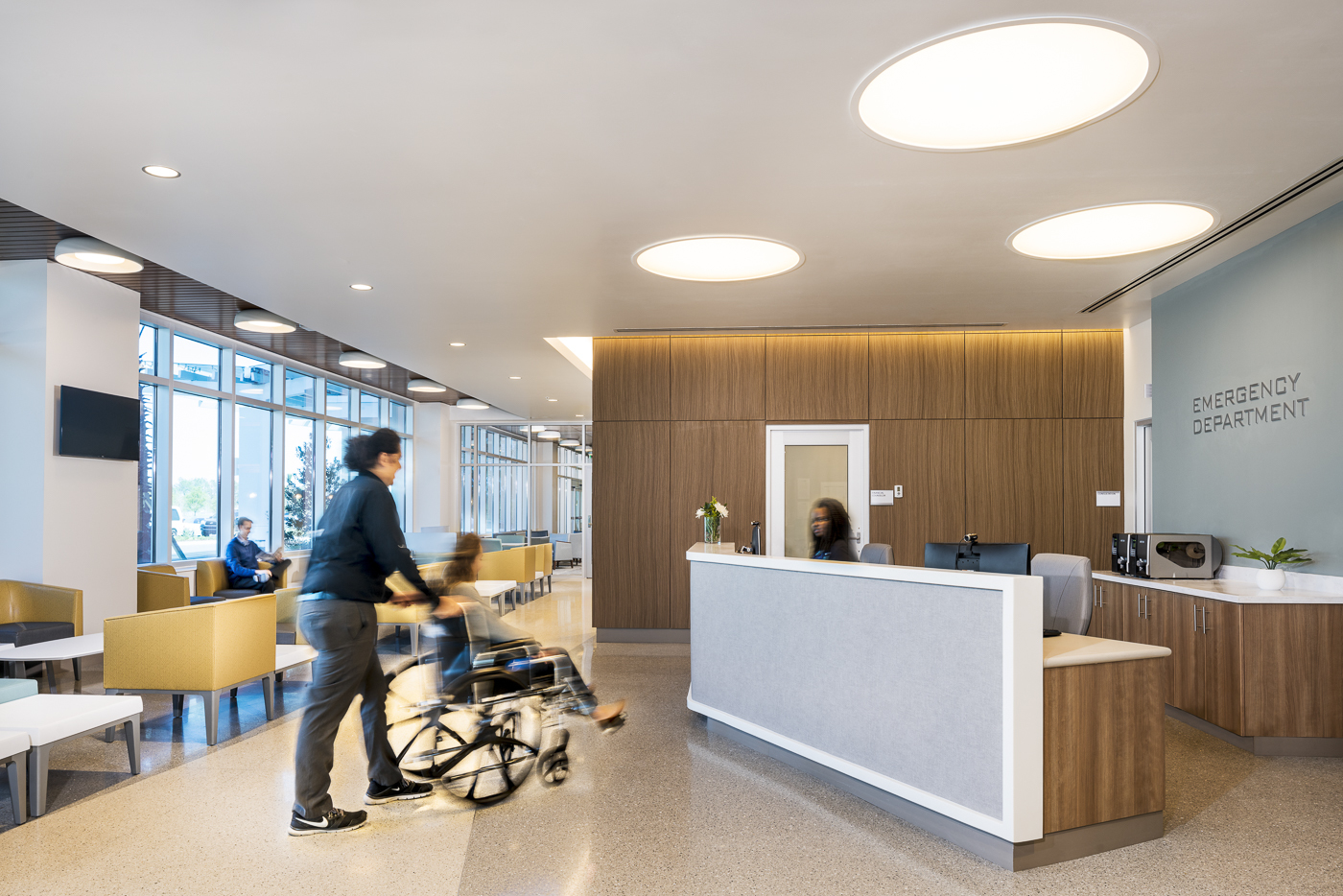 Tampa General Hospital's Brandon Healthplex by Gresham Smith - Architizer