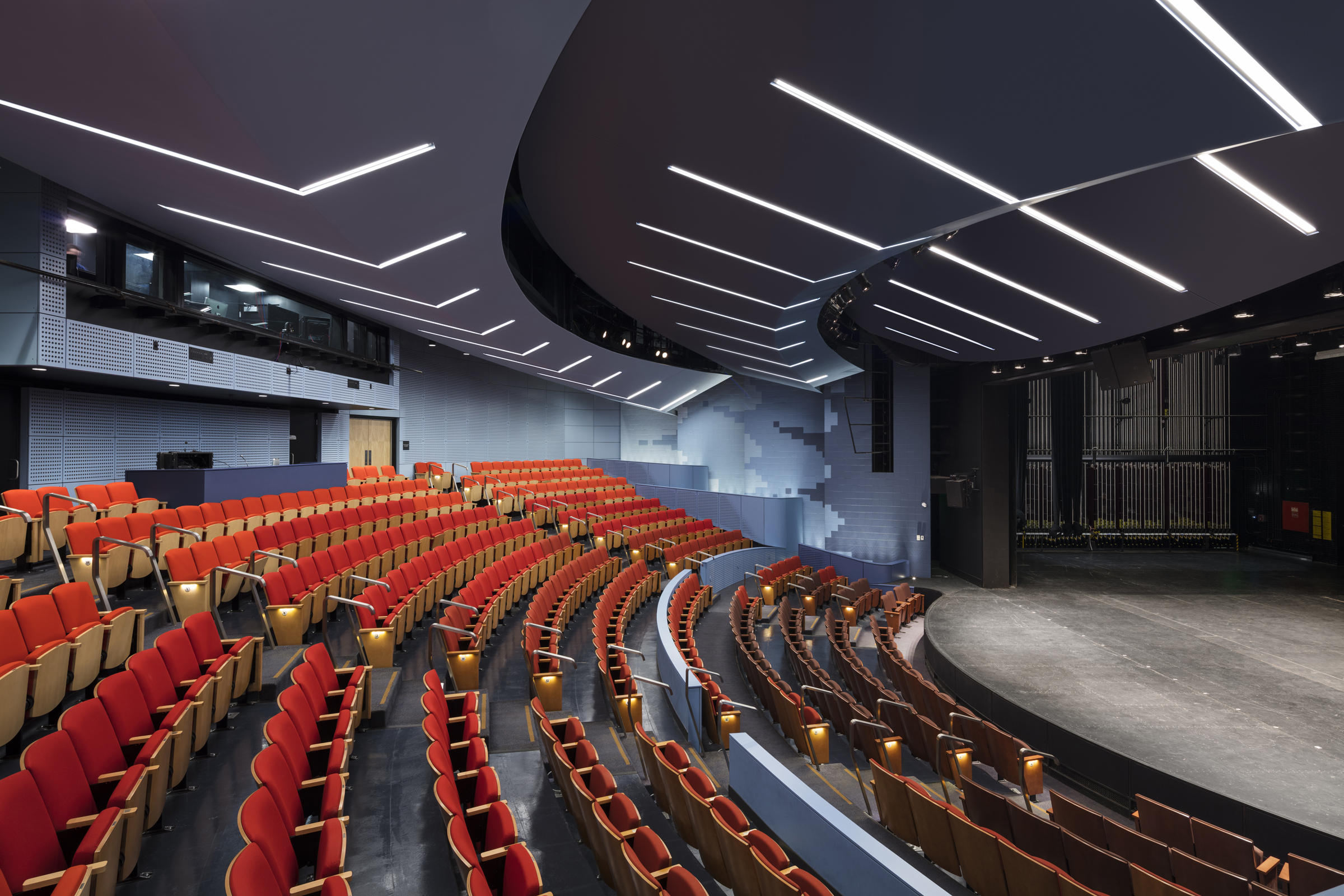 GSC Group Offices (Lighting Design) by Cline Bettridge Bernstein ...