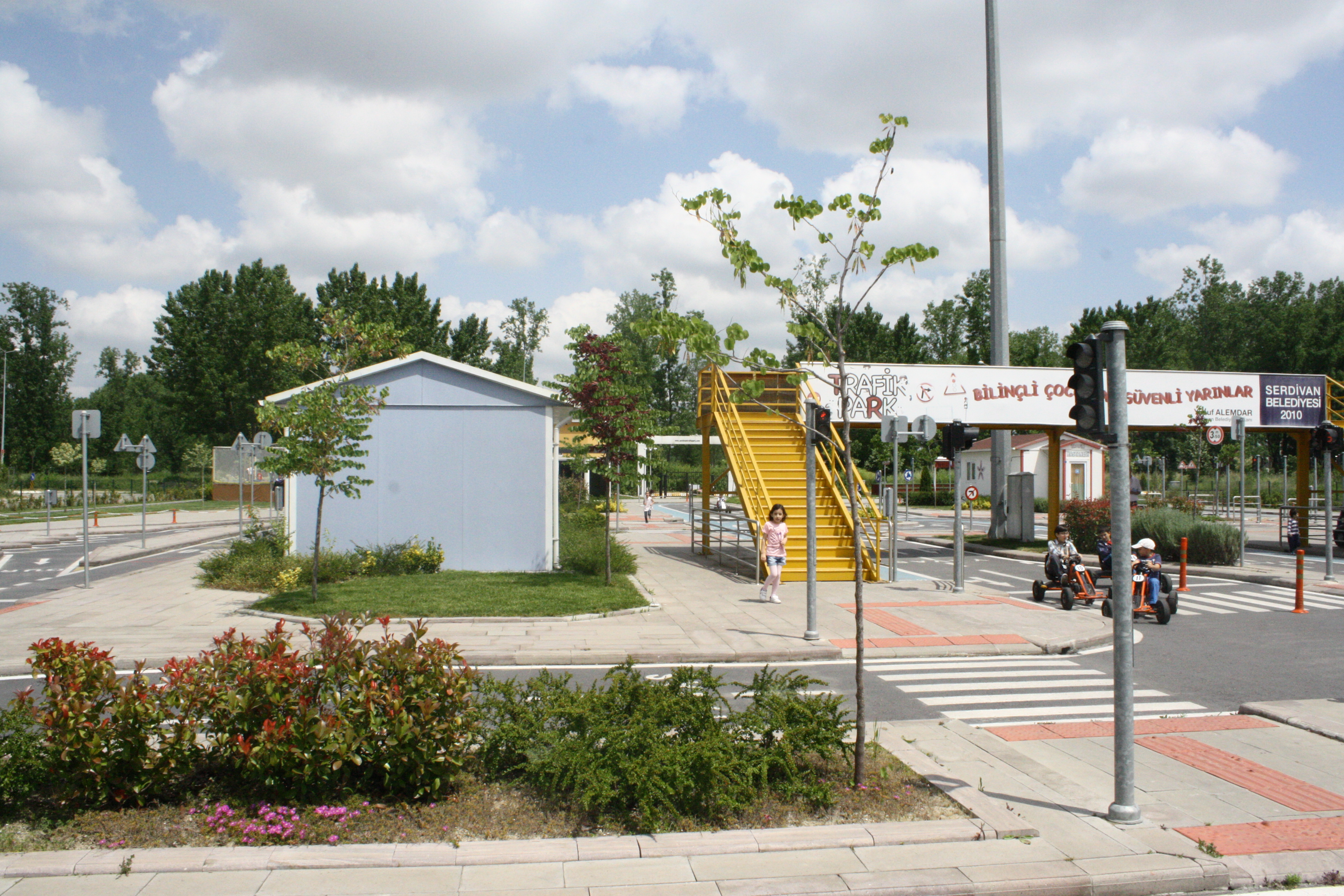 Traffic Park by Maz Architecture - Architizer